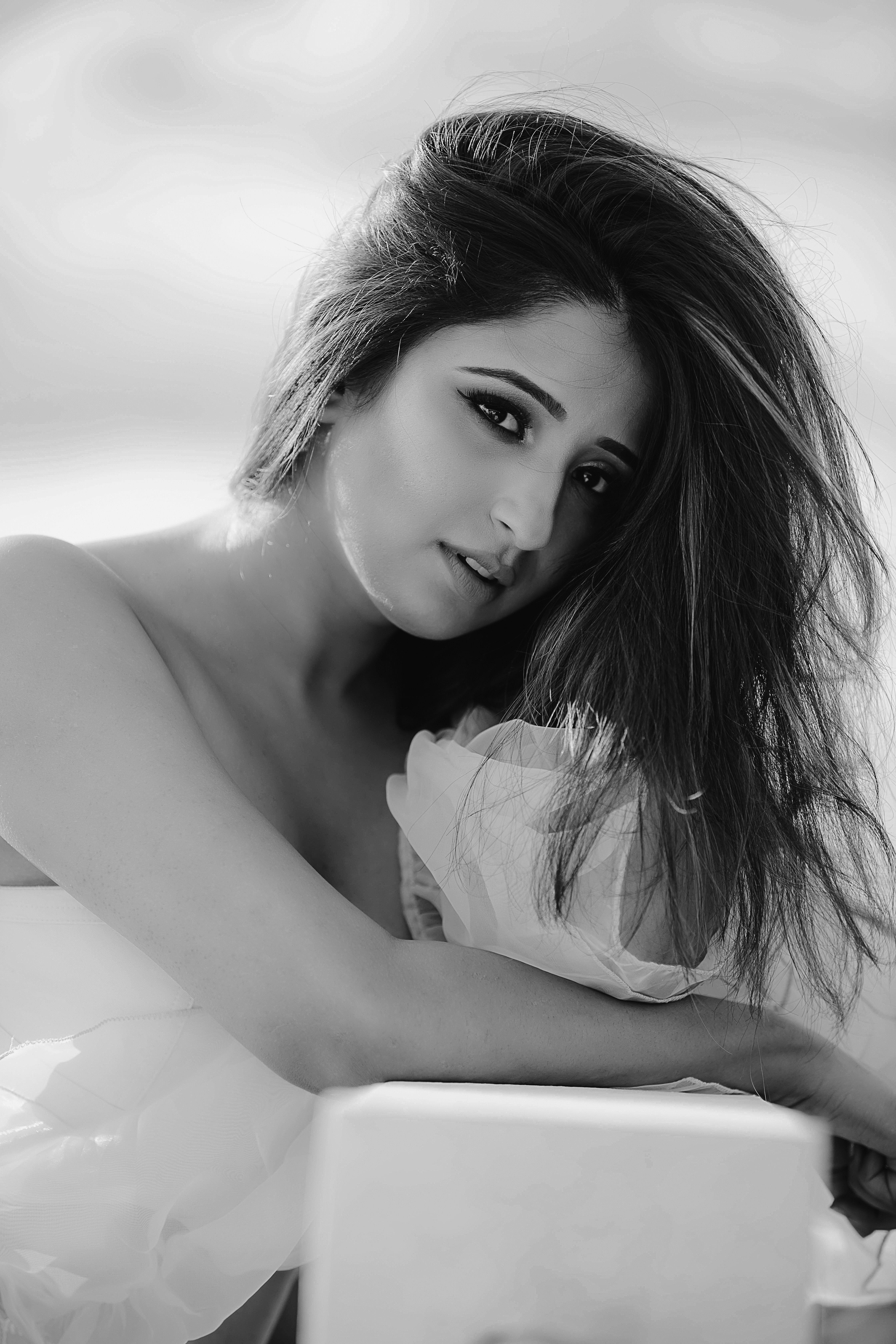 Shadowed Gaze: A Black-and-White Portrait of Quiet Poise