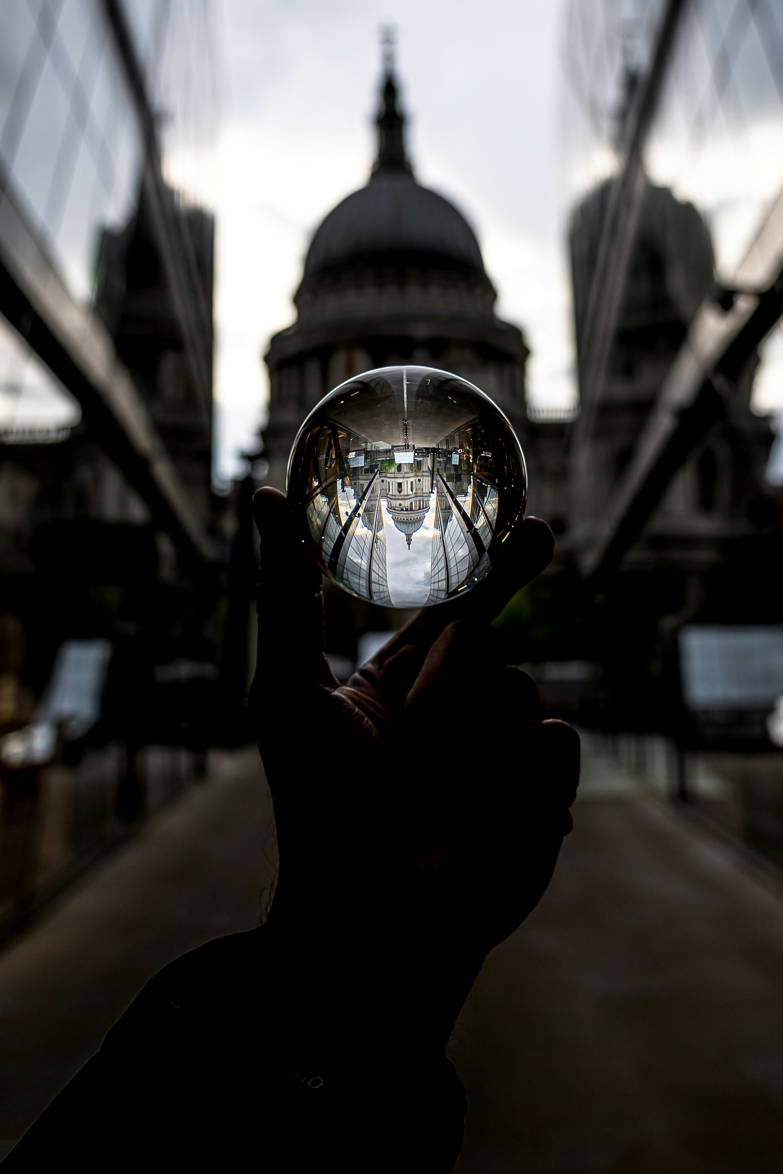 Crystal Sphere, City in Focus: A Handheld Portal to Architecture