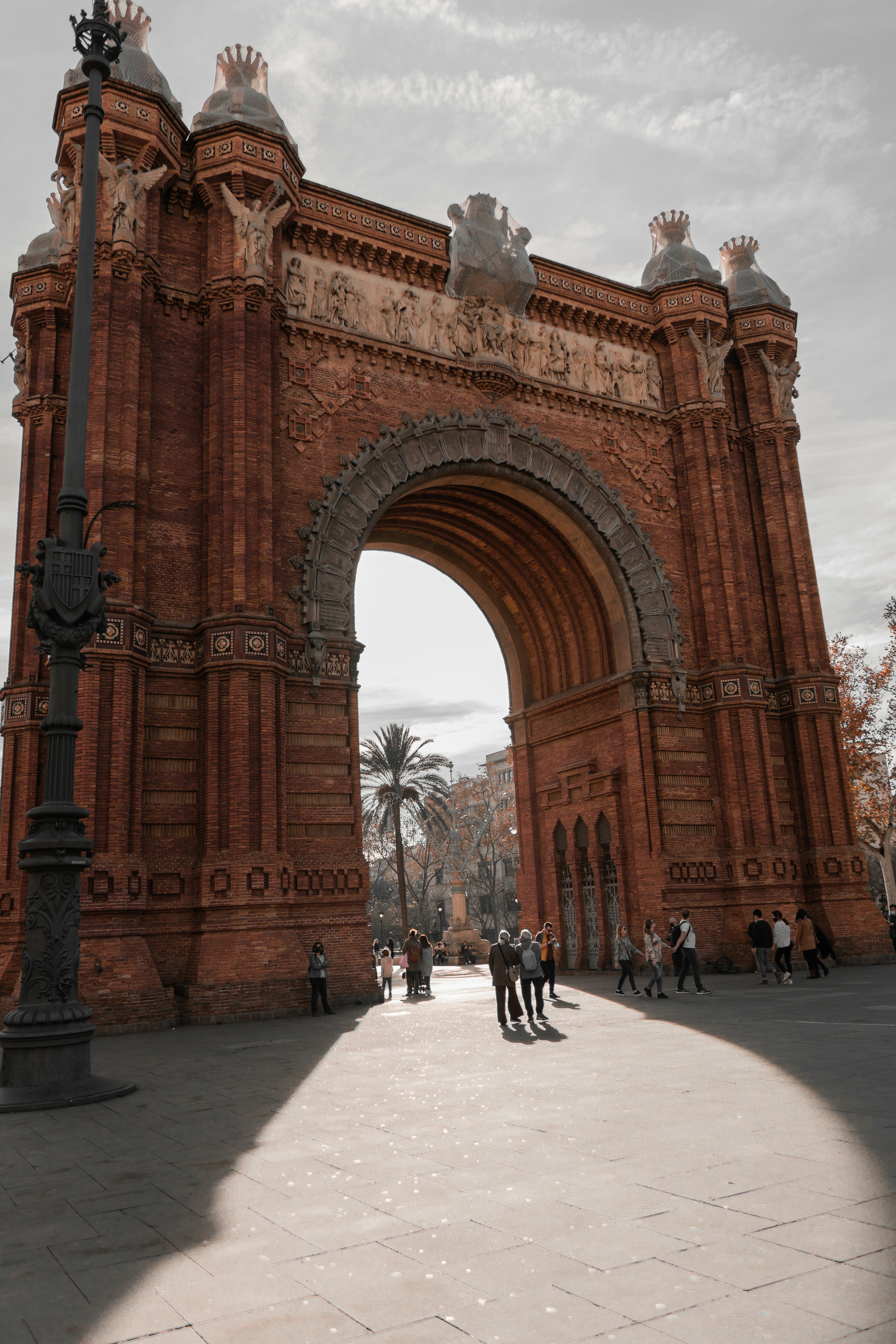 Majestic Brickwork of Barcelona's Iconic Arch