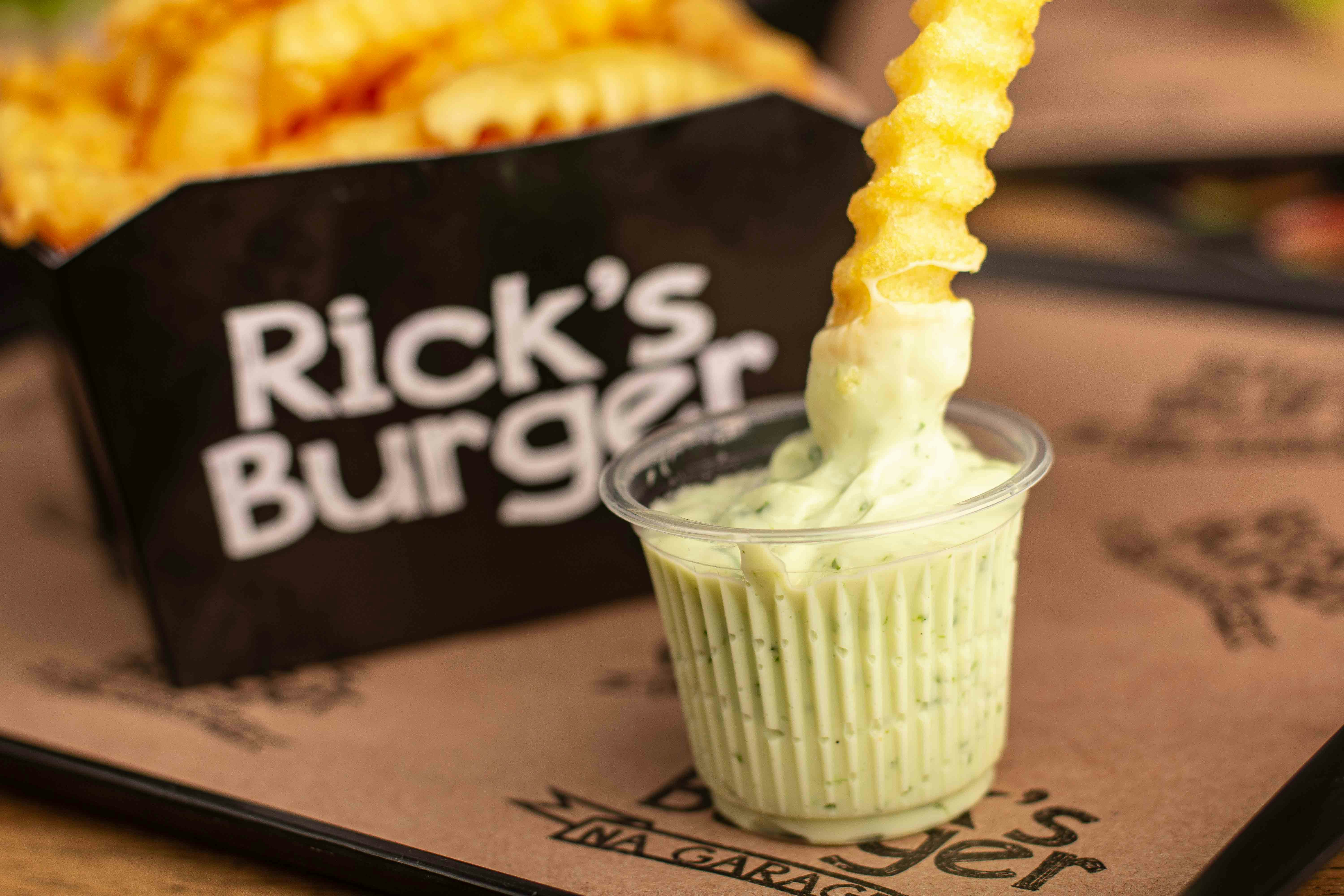 A close up of a cup of food on a tray photo – Free Food Image on Unsplash