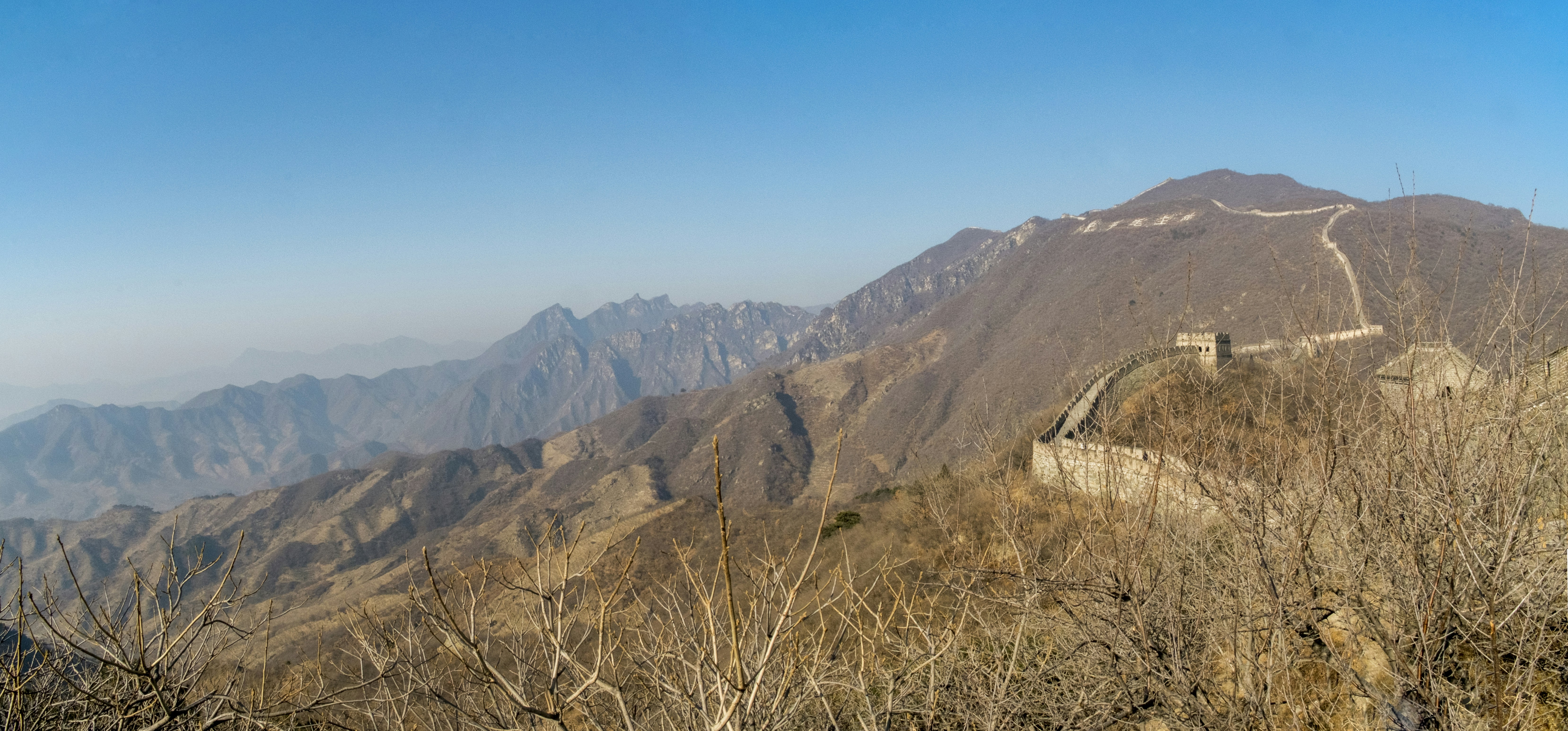 Desert Ridge Sentinel: The Great Wall Winding Across Arid Peaks
