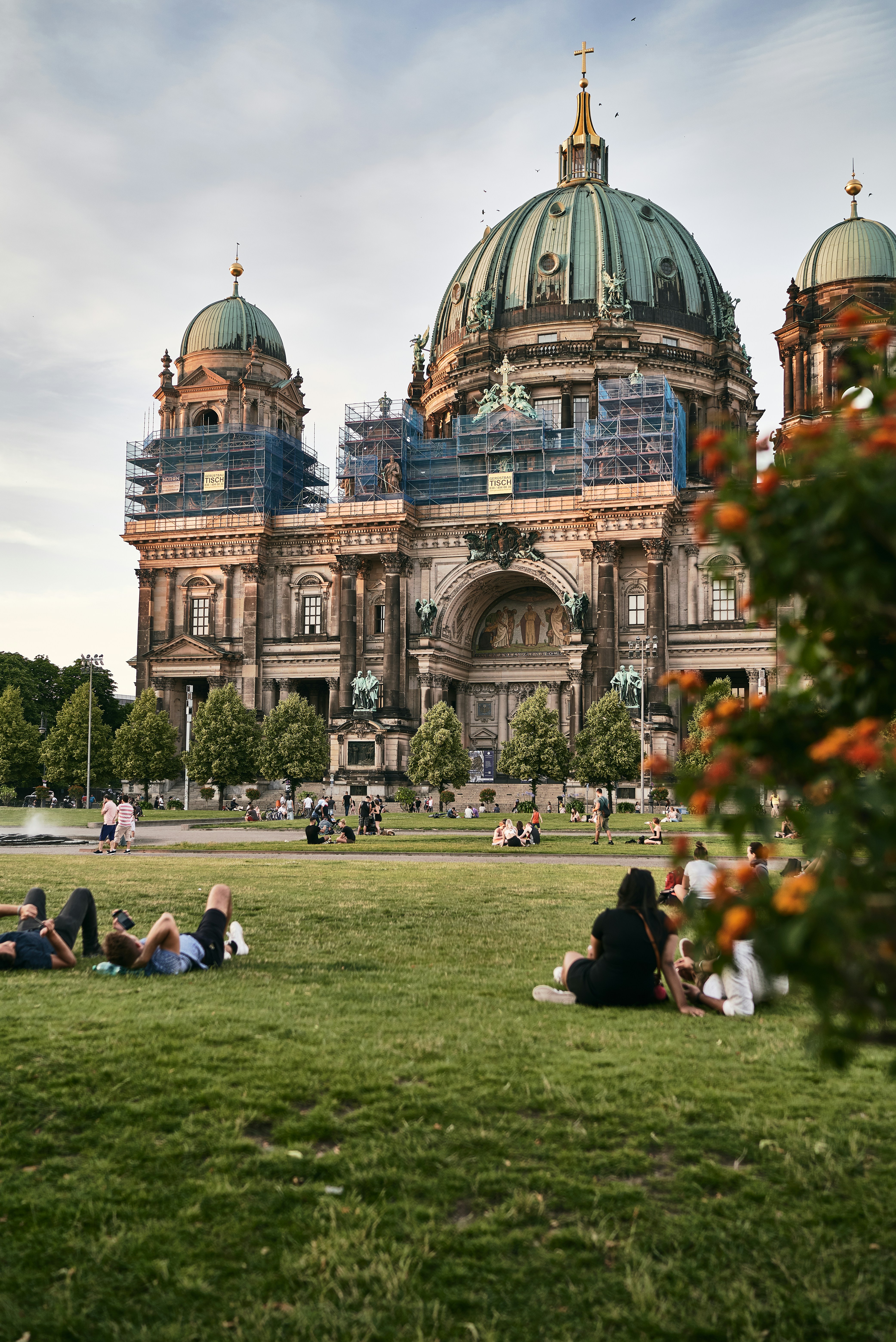 Verdant Domes Under Restoration: A Quiet Afternoon at the Berliner Dom