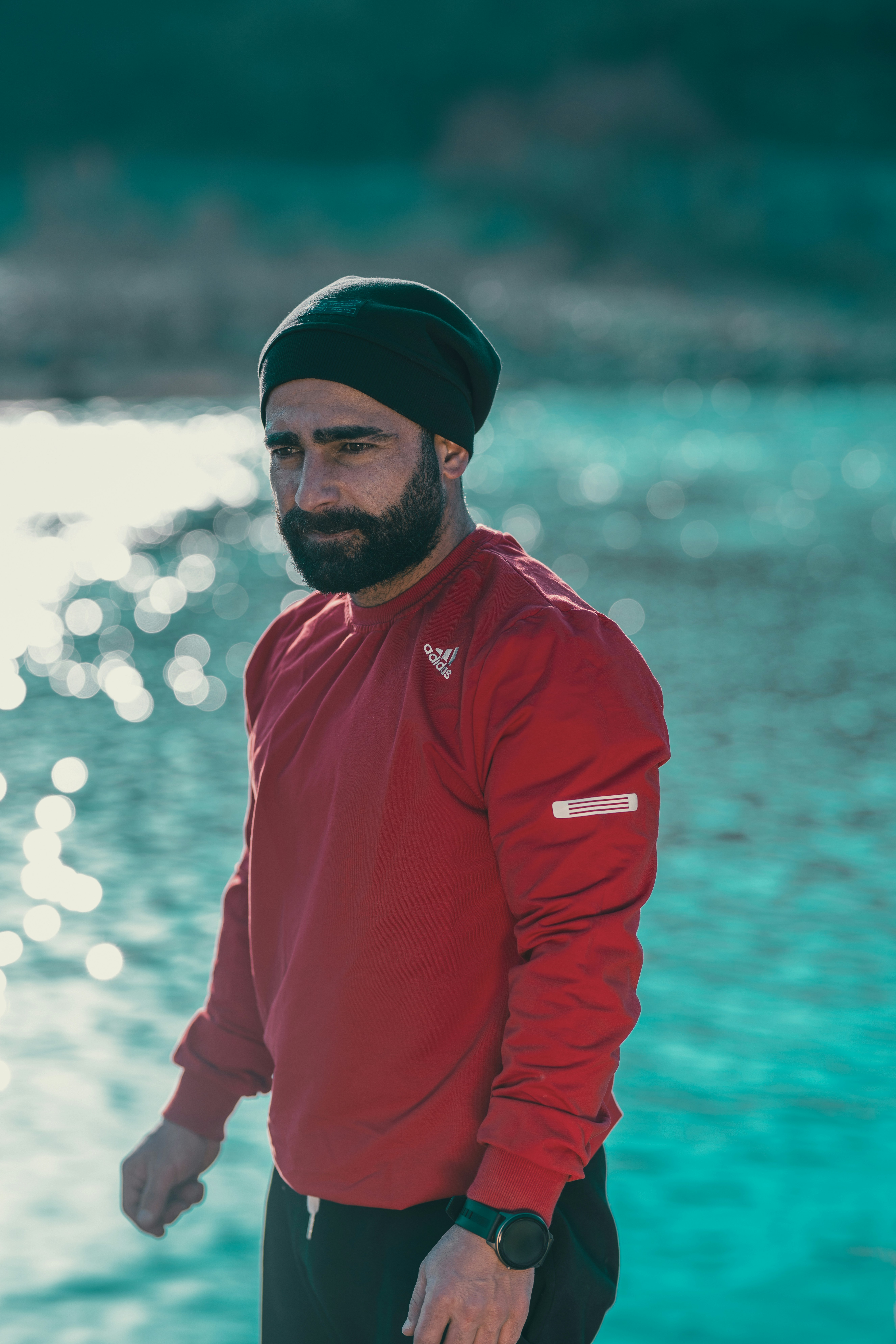 Red-sweater Portrait by the Shimmering Sea