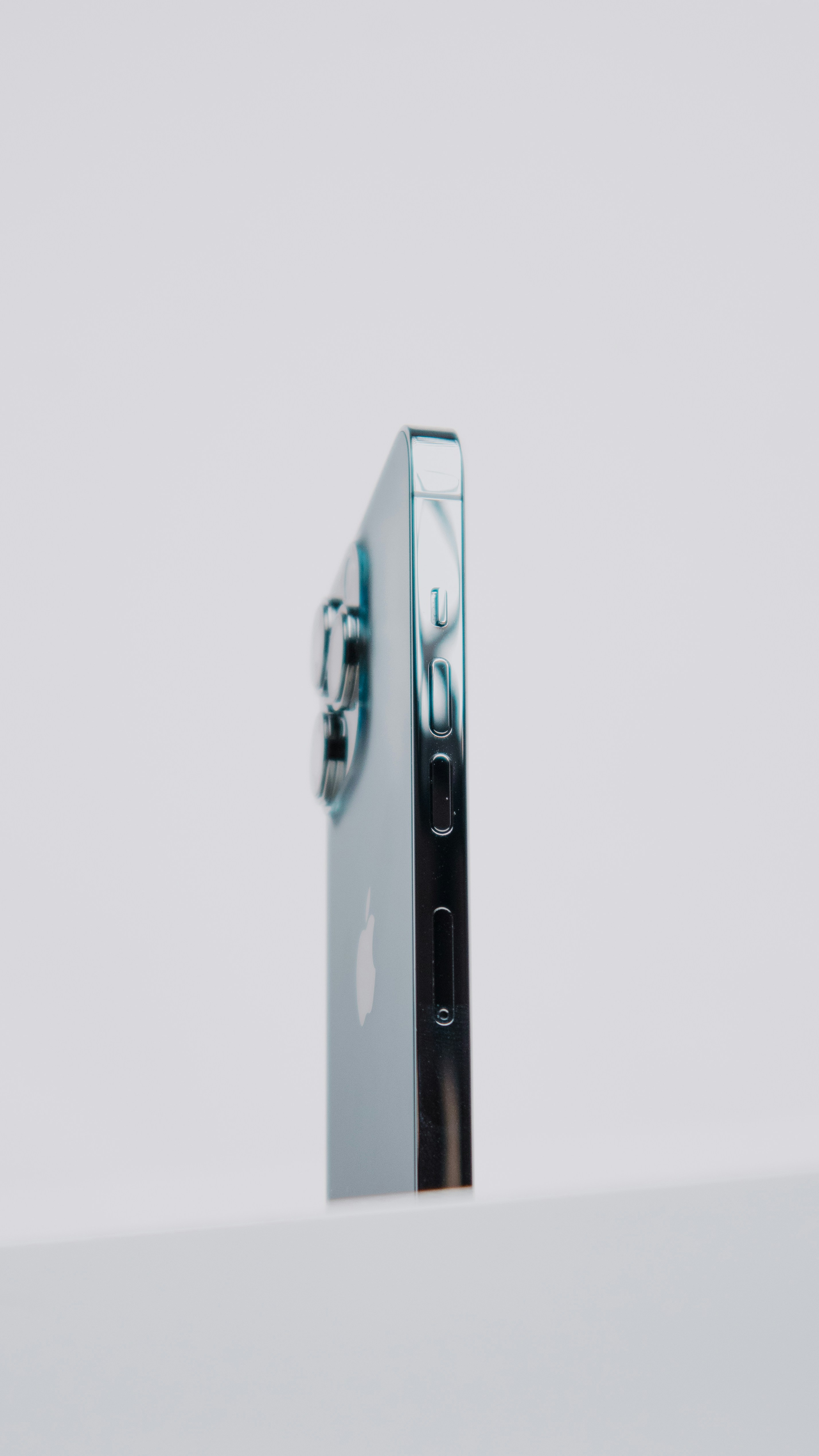 Un produit Apple est affiché devant un fond blanc photo – Photo ...