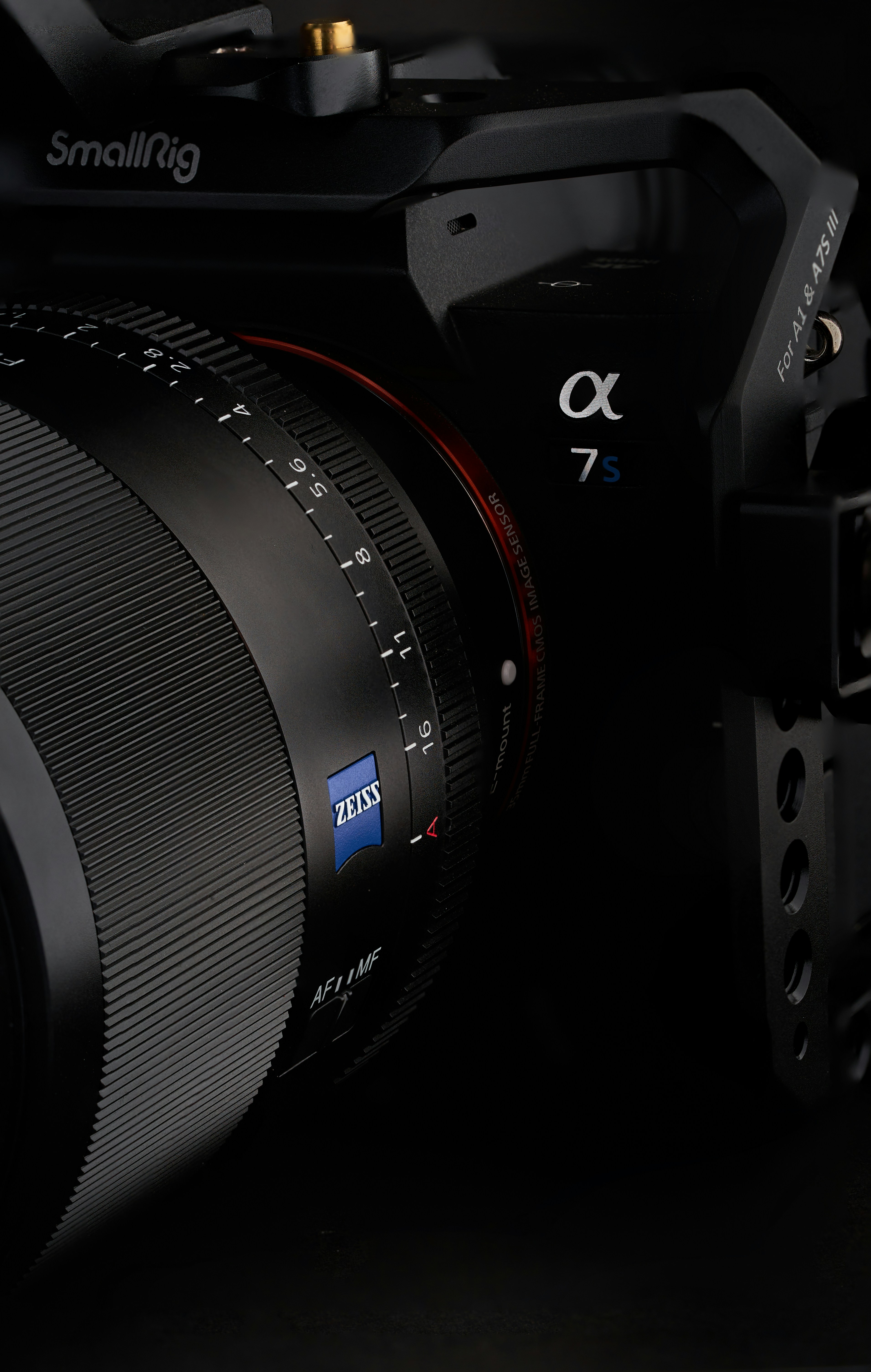 A camera with a lens attached to it photo – Free Sony a7s iii ...