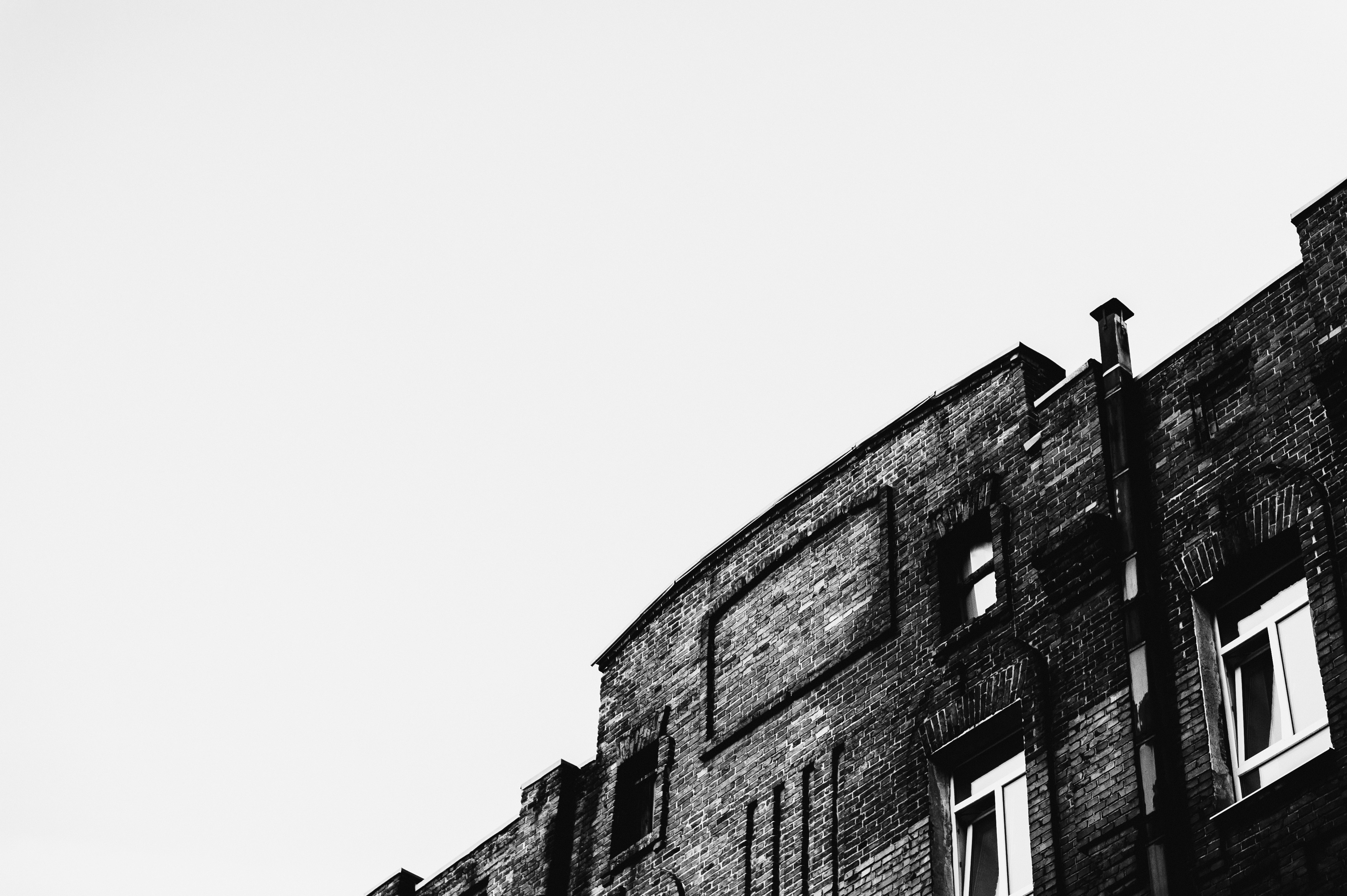 1000+ Black And White Building Pictures | Download Free Images on Unsplash