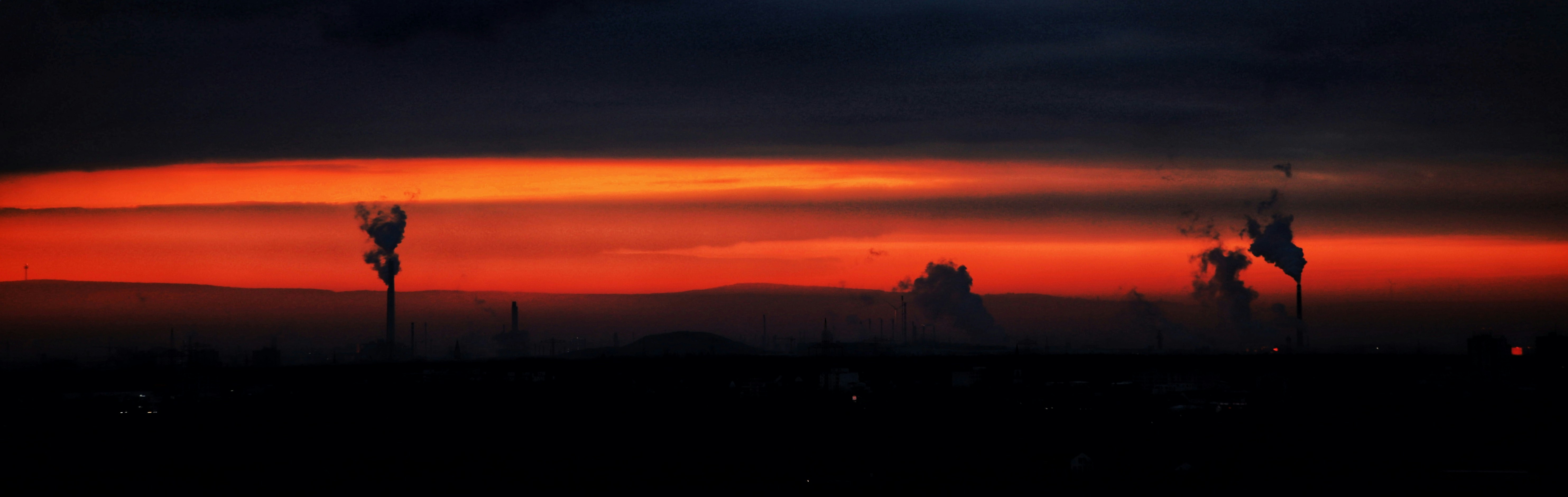 Horizon Fire: A Quiet Industrial Sunset