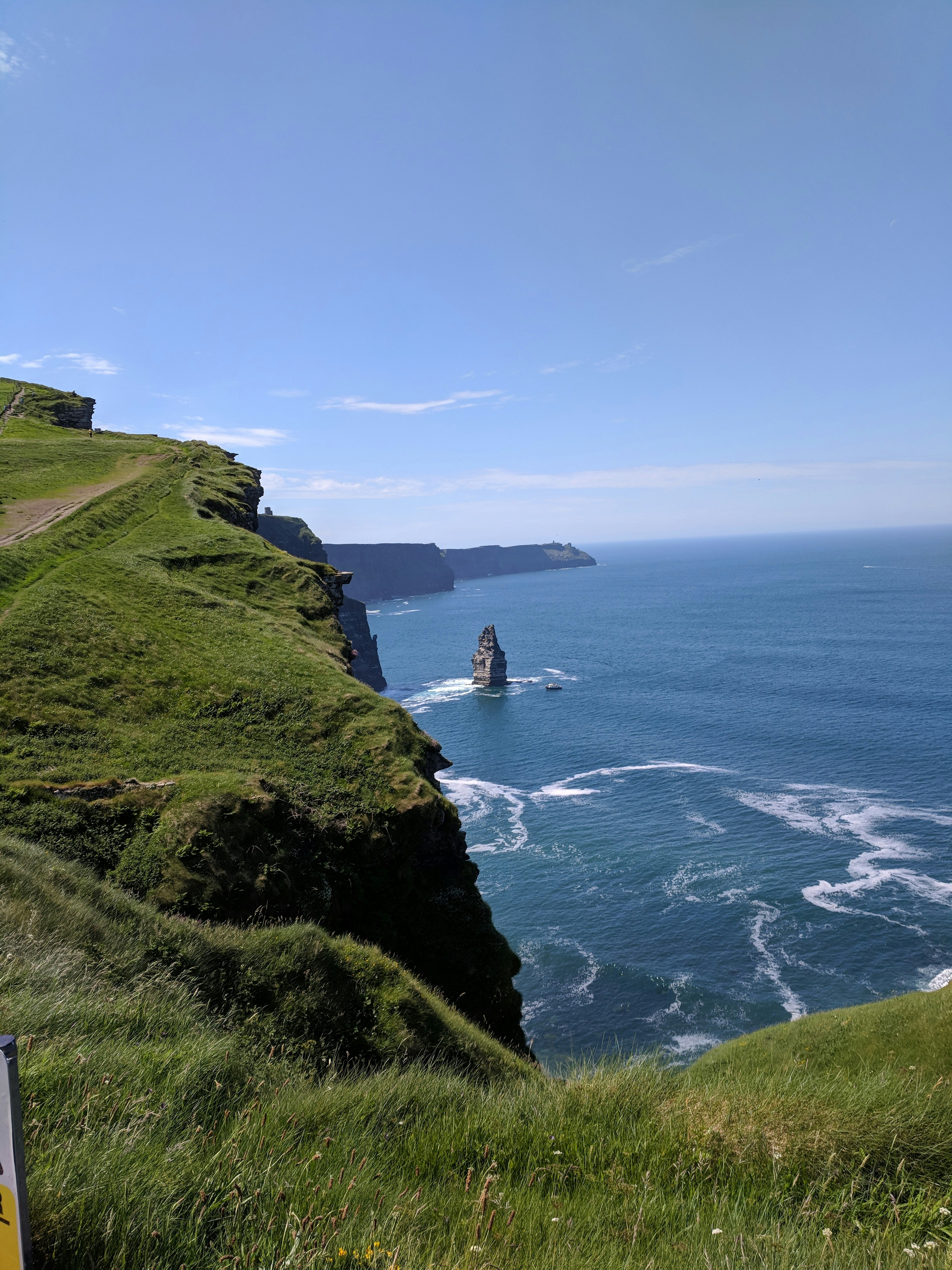 Foto zum Thema Blick auf das Meer von einer Klippe – Kostenloses Bild ...
