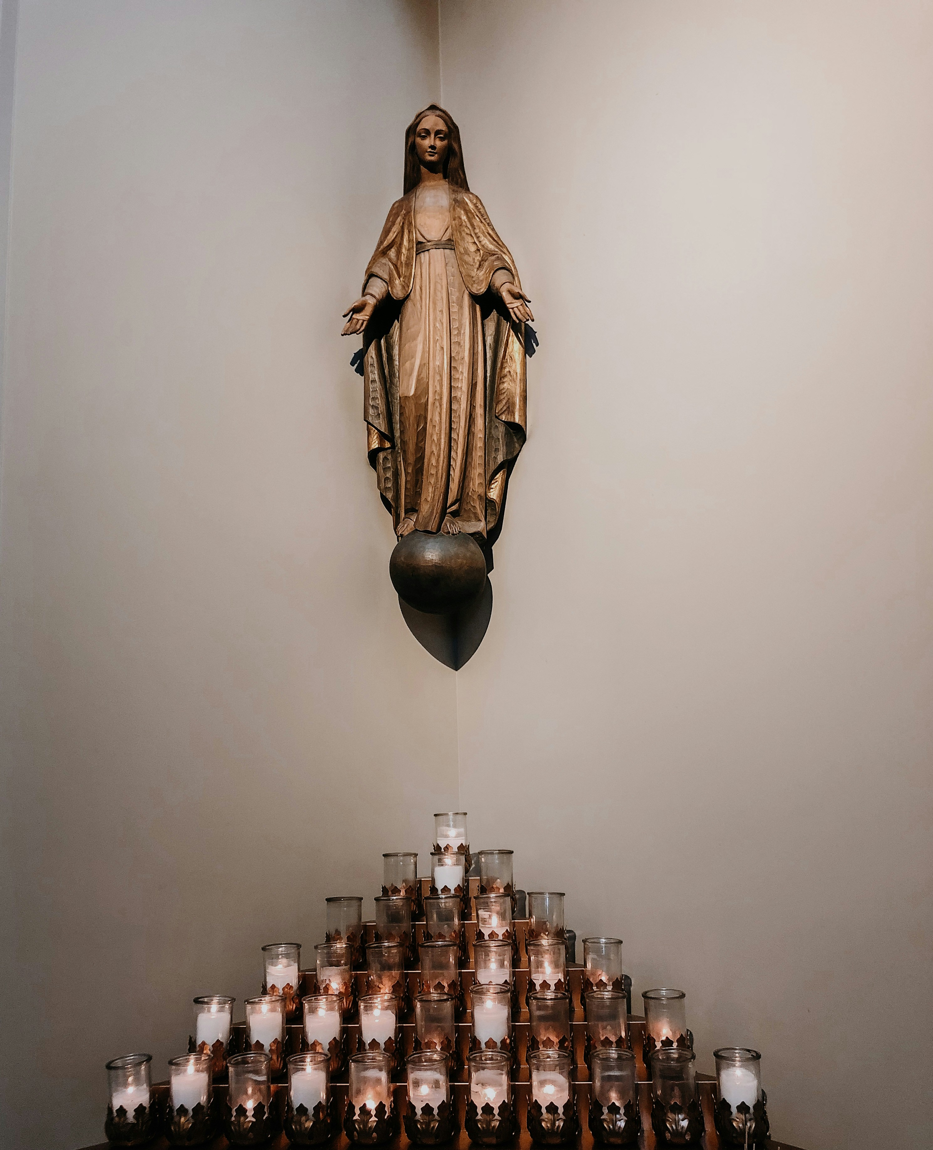 Saint Mary Pictures | Download Free Images on Unsplash