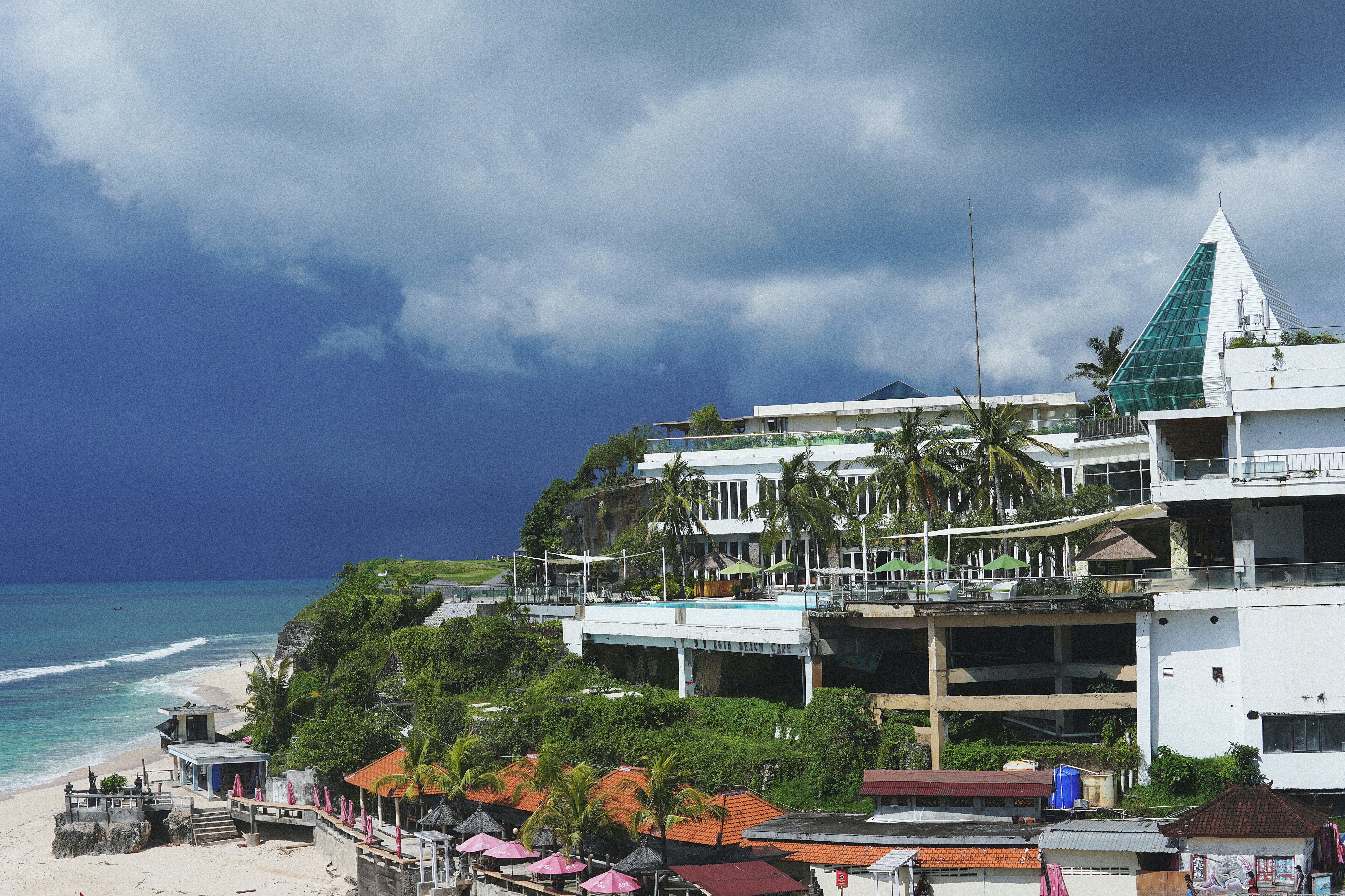 A view of a beach from a high point of view photo – Free Dreamland ...