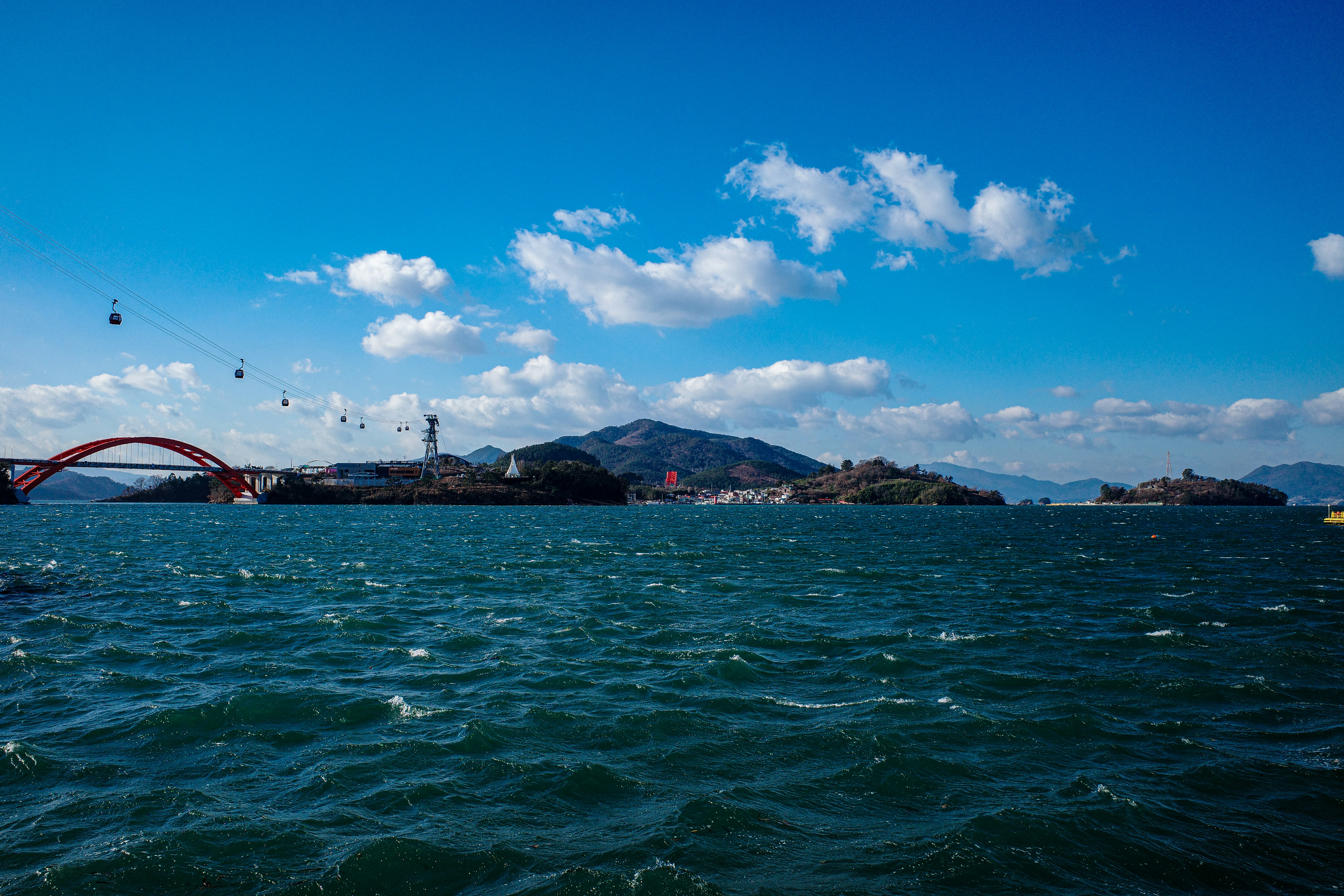 Sacheon Si Photos | Télécharger des images gratuites sur Unsplash