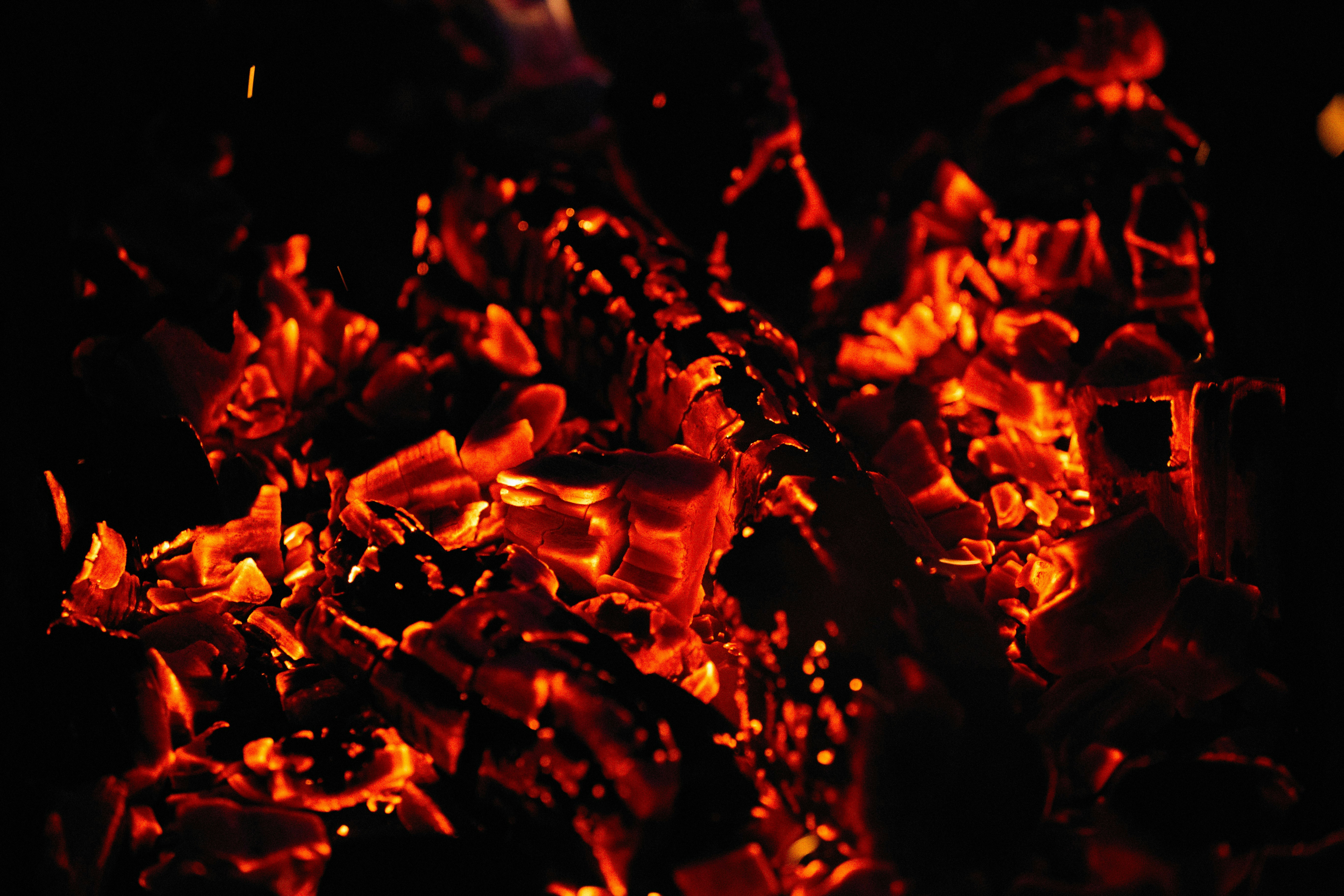 A close up of a fire in the dark photo – Free Land Image on Unsplash