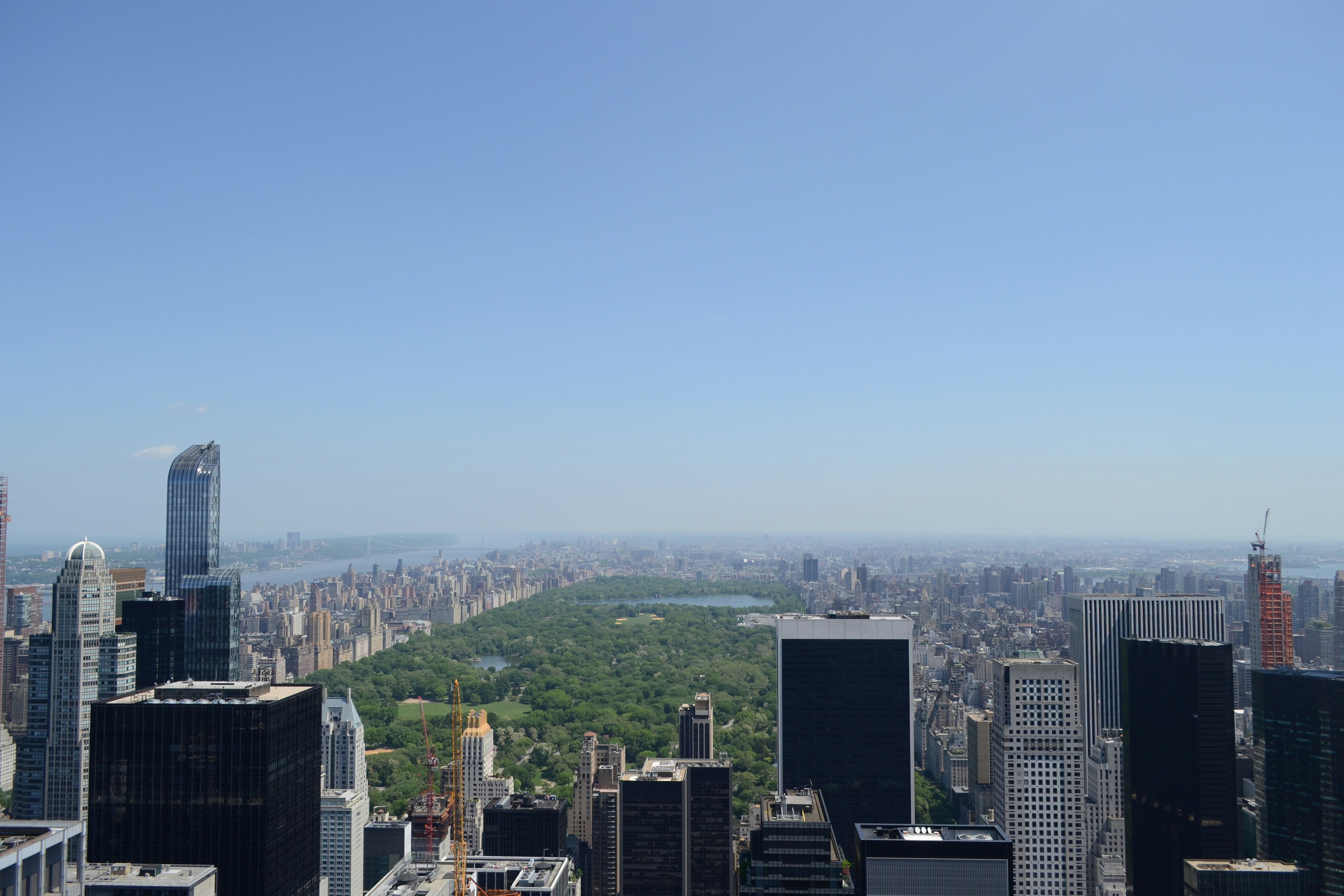 La vue depuis le sommet de l’Empire Building à New York photo – Photo ...