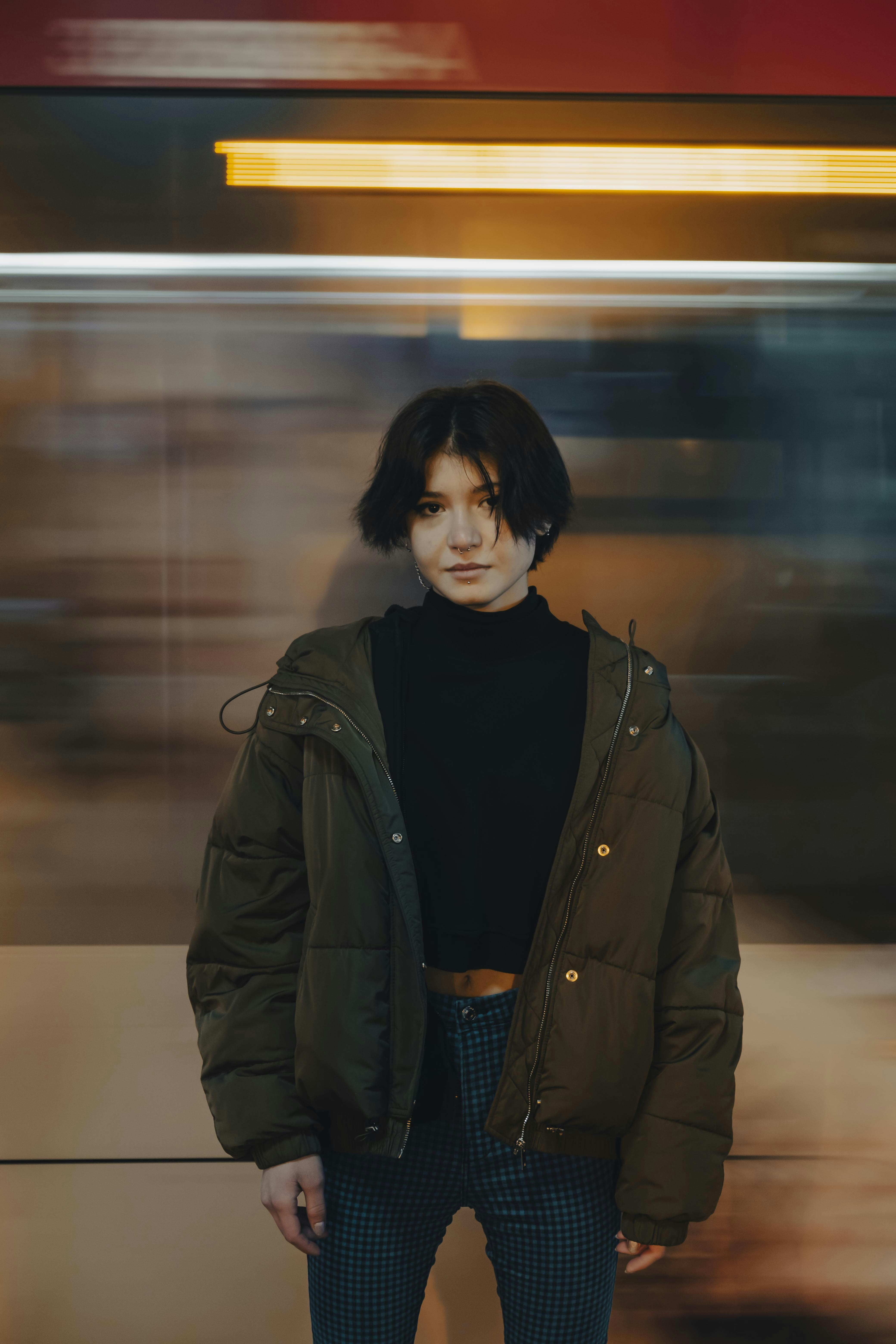 Urban Motion Portrait: A Stillness Amidst the Rush