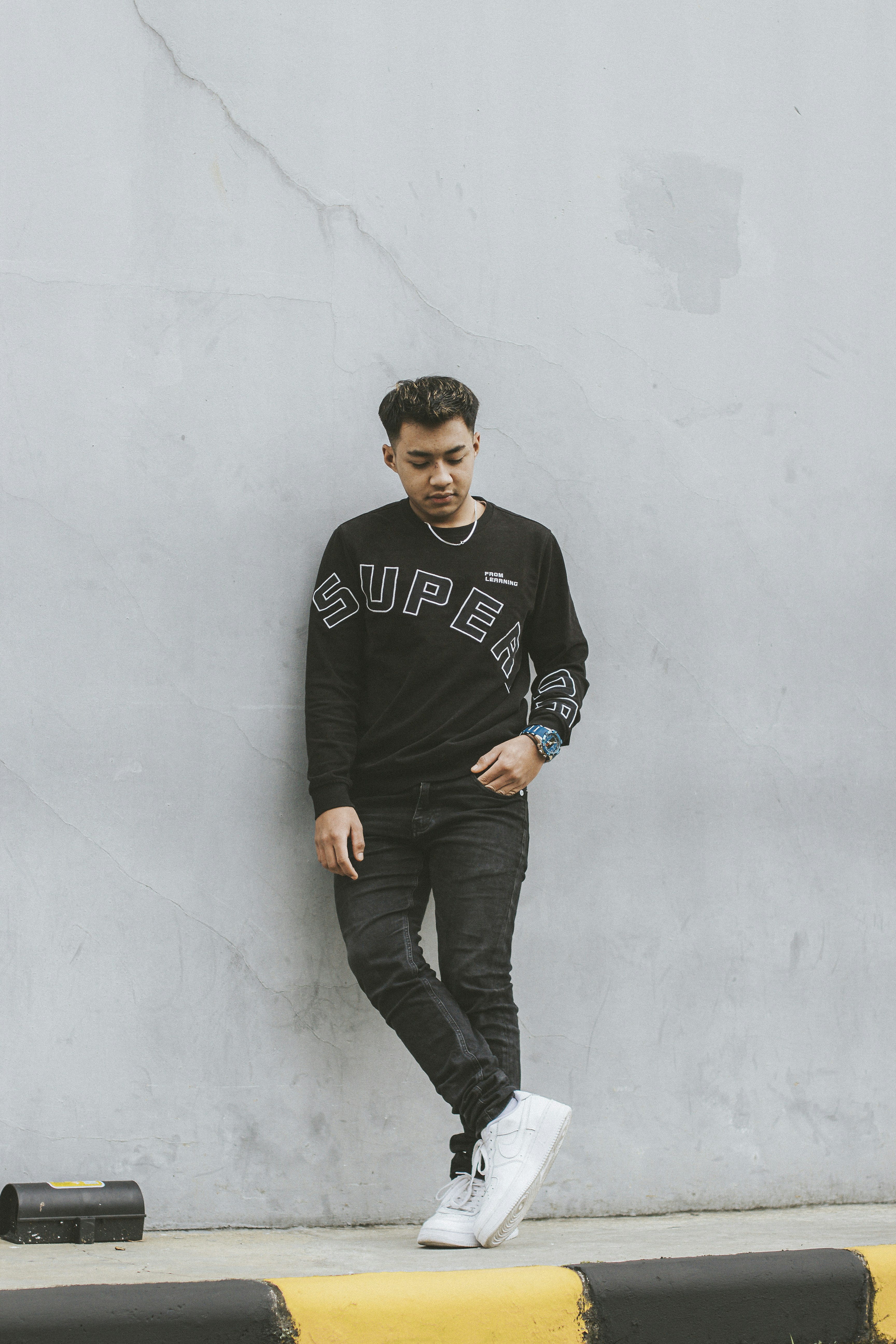 Human Poses Pictures | Download Free Images on Unsplash