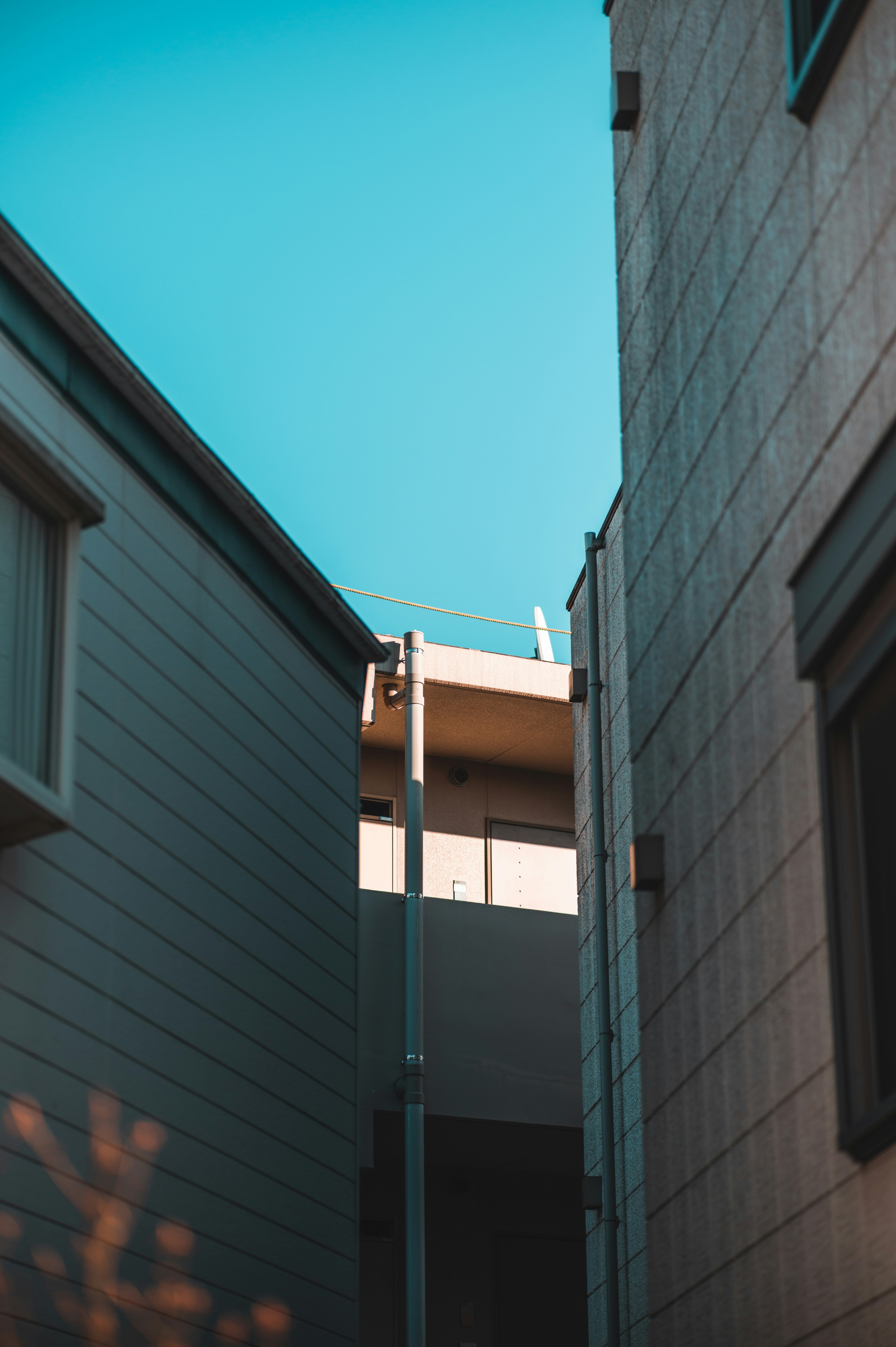 Foto Un par de edificios que están uno al lado del otro – Imagen ...