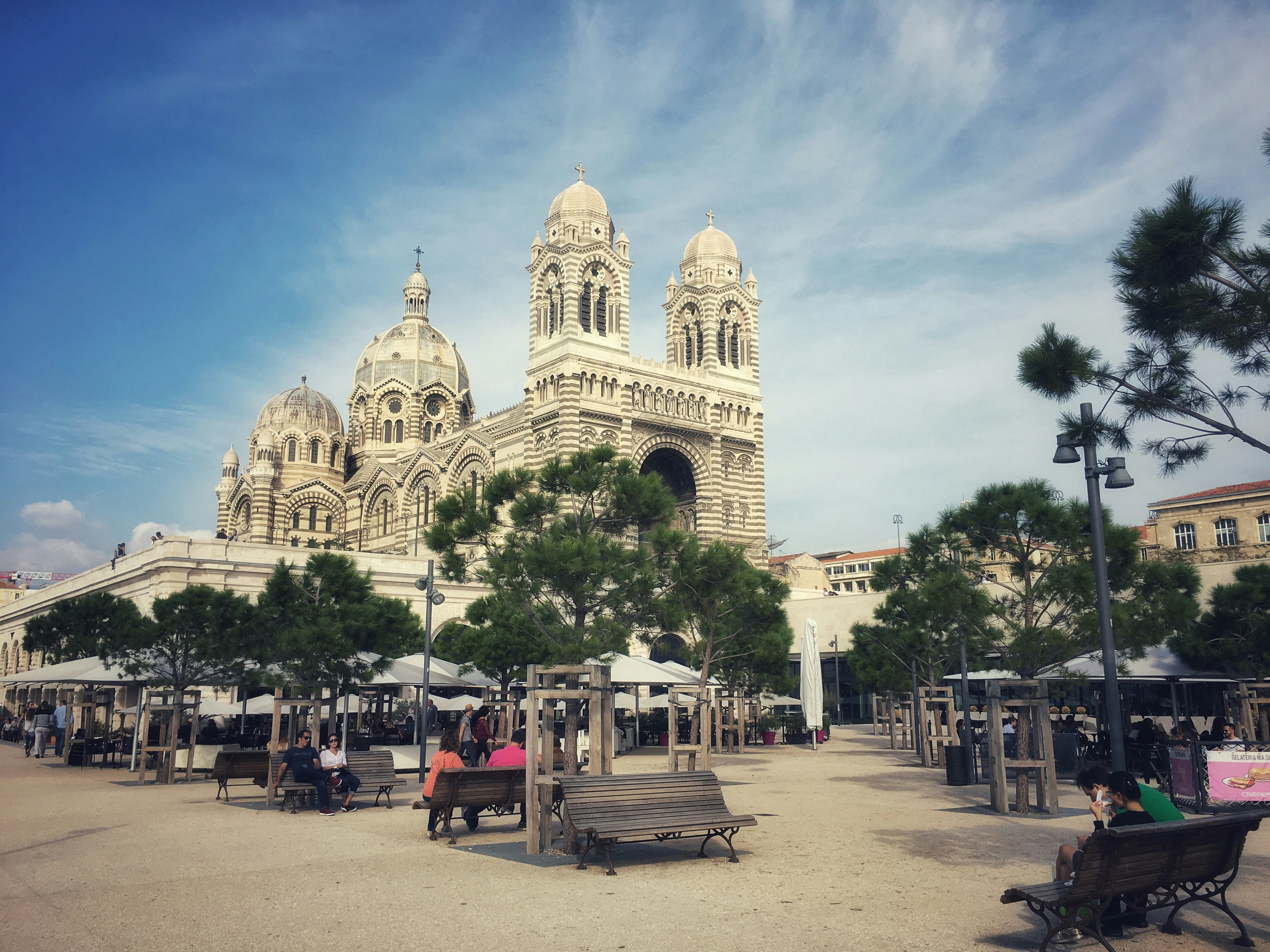 Définition de panier percé | Dictionnaire français