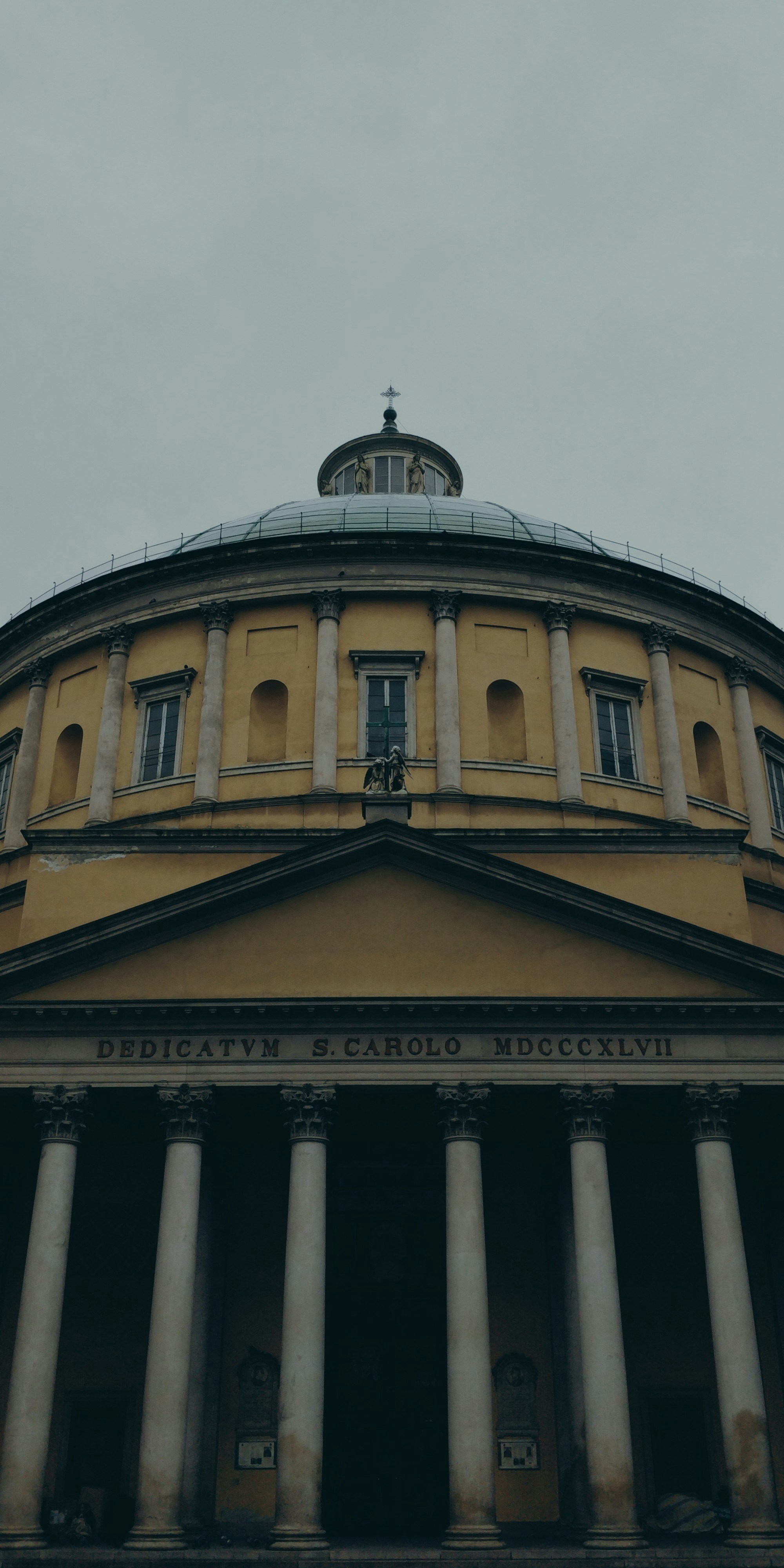 a building with columns and a dome on top photo – Free Dome Image on ...