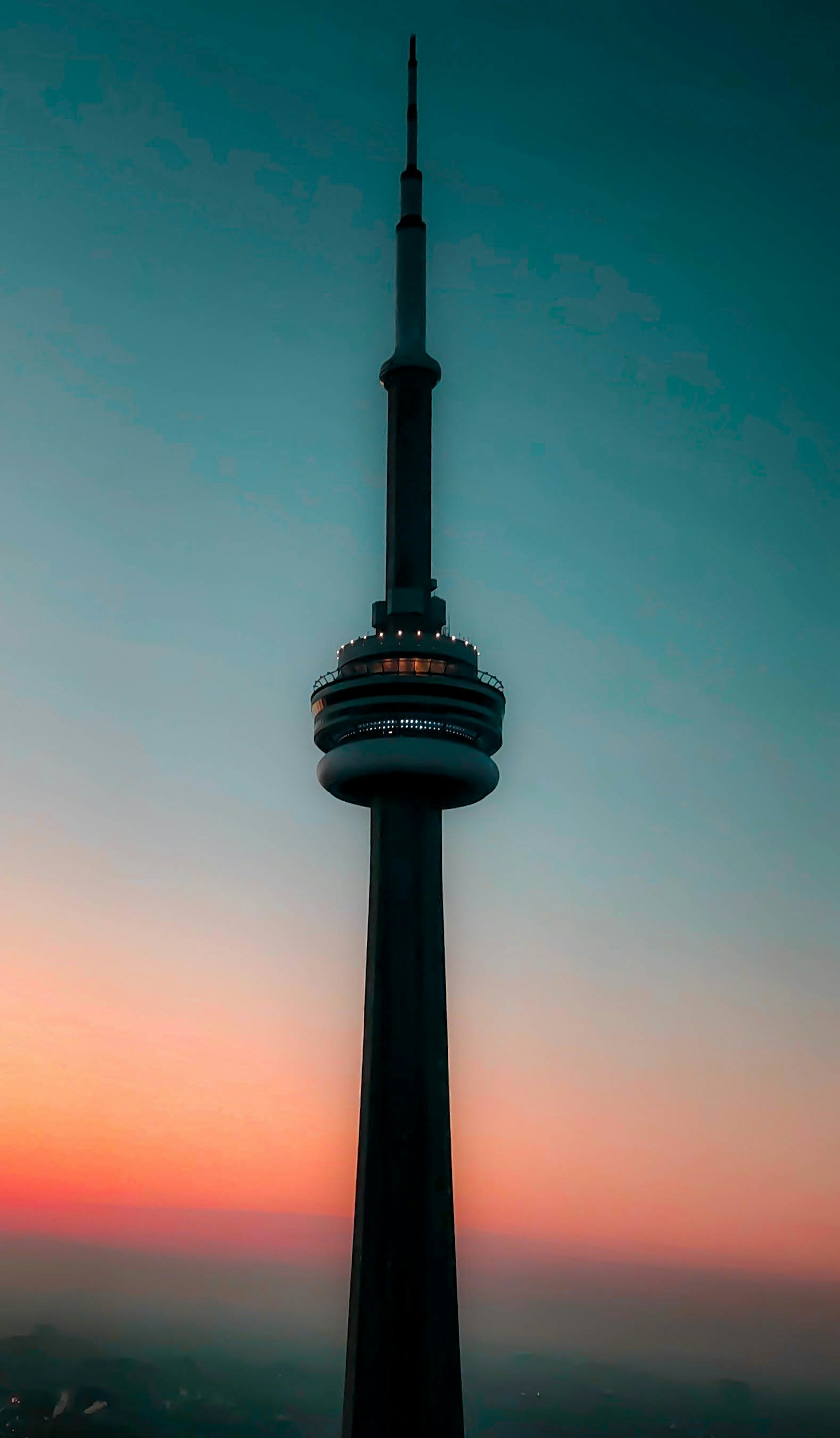 A very tall tower with a sky background photo – Free Toronto Image on ...