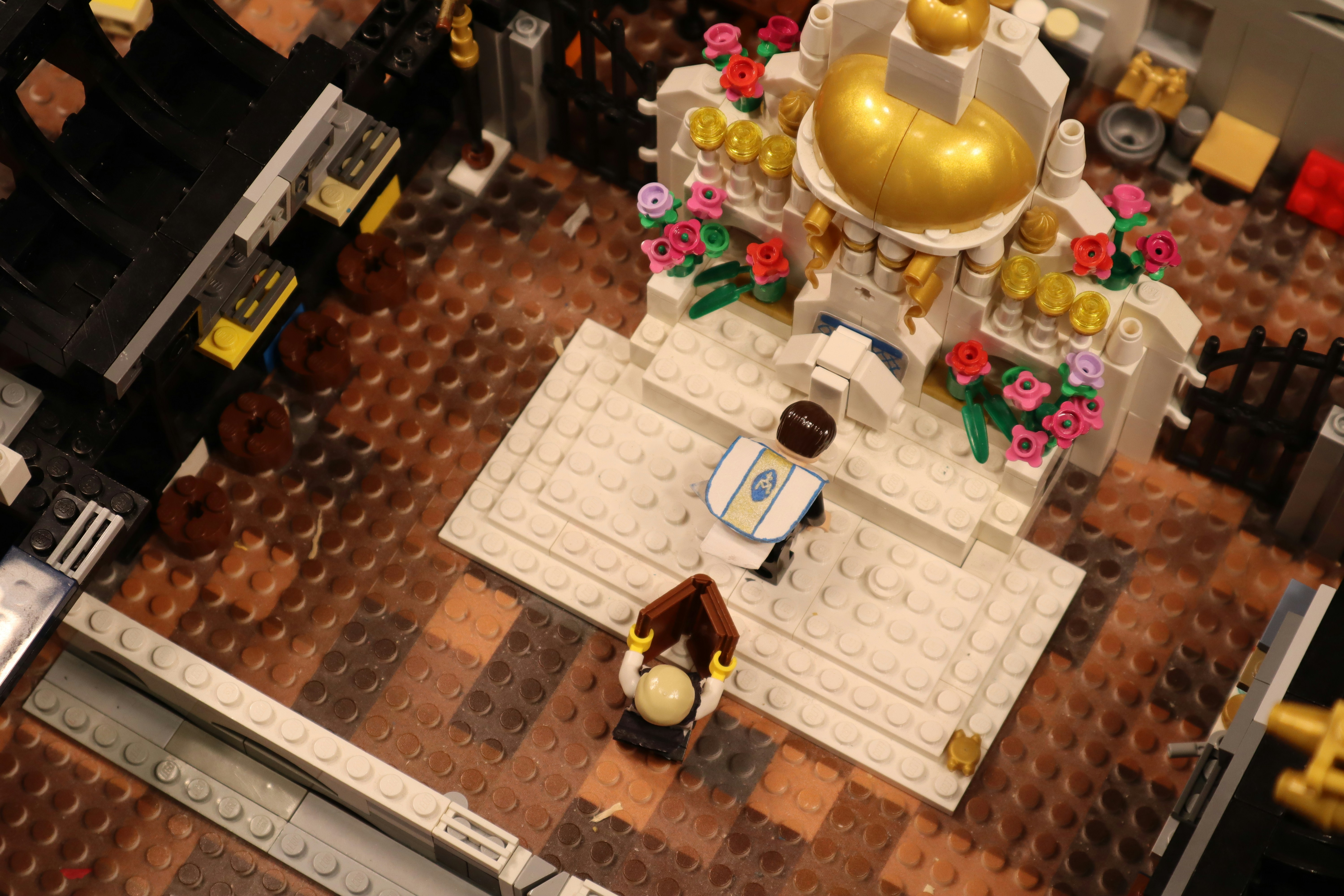 A lego model of a church with a gold dome photo – Free Liturgica legos ...