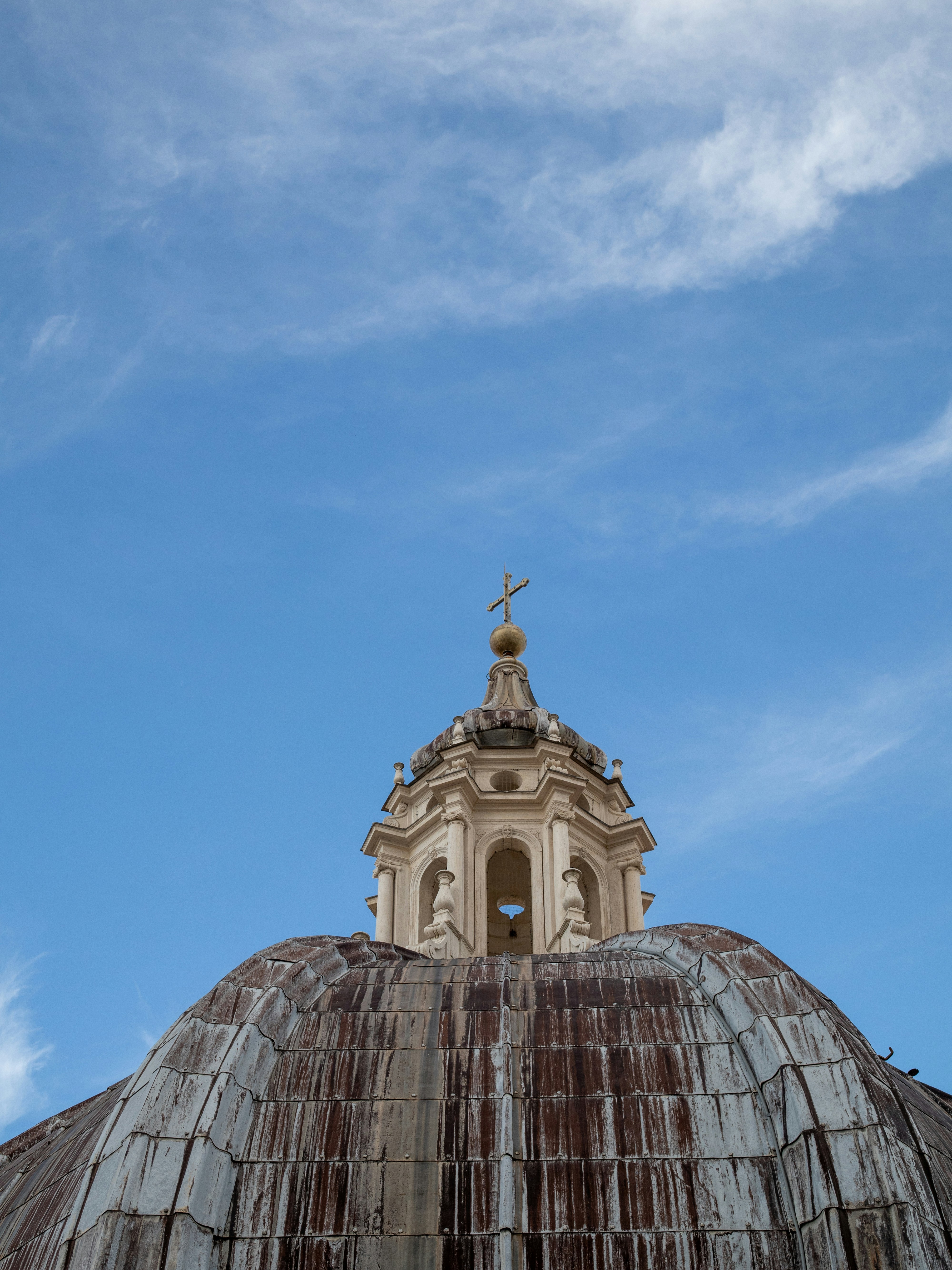 A large dome with a cross on top of it photo – Free Rome italy Image on ...