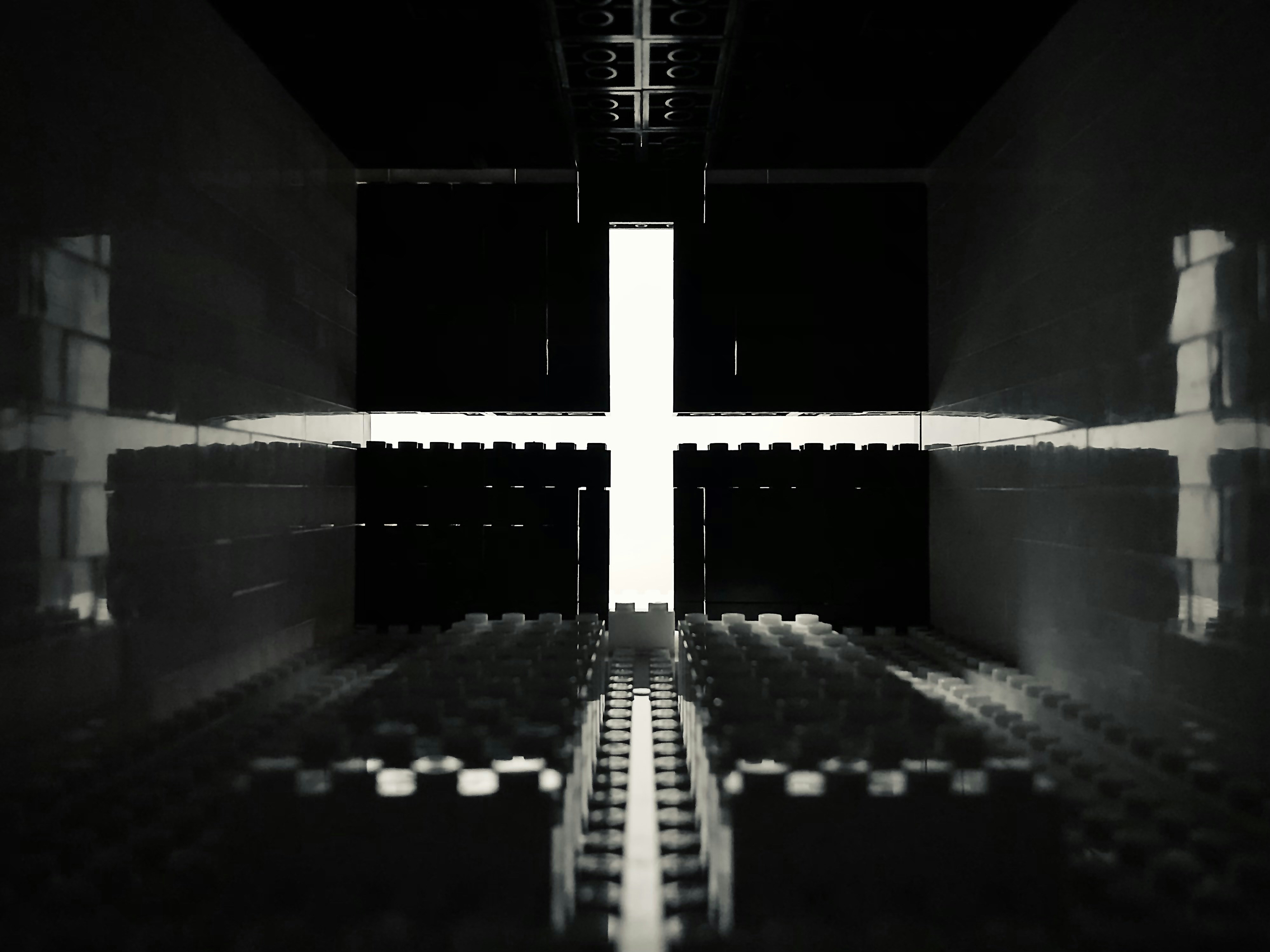 Symmetry at the Aperture: A Dark Corridor Framed by Light