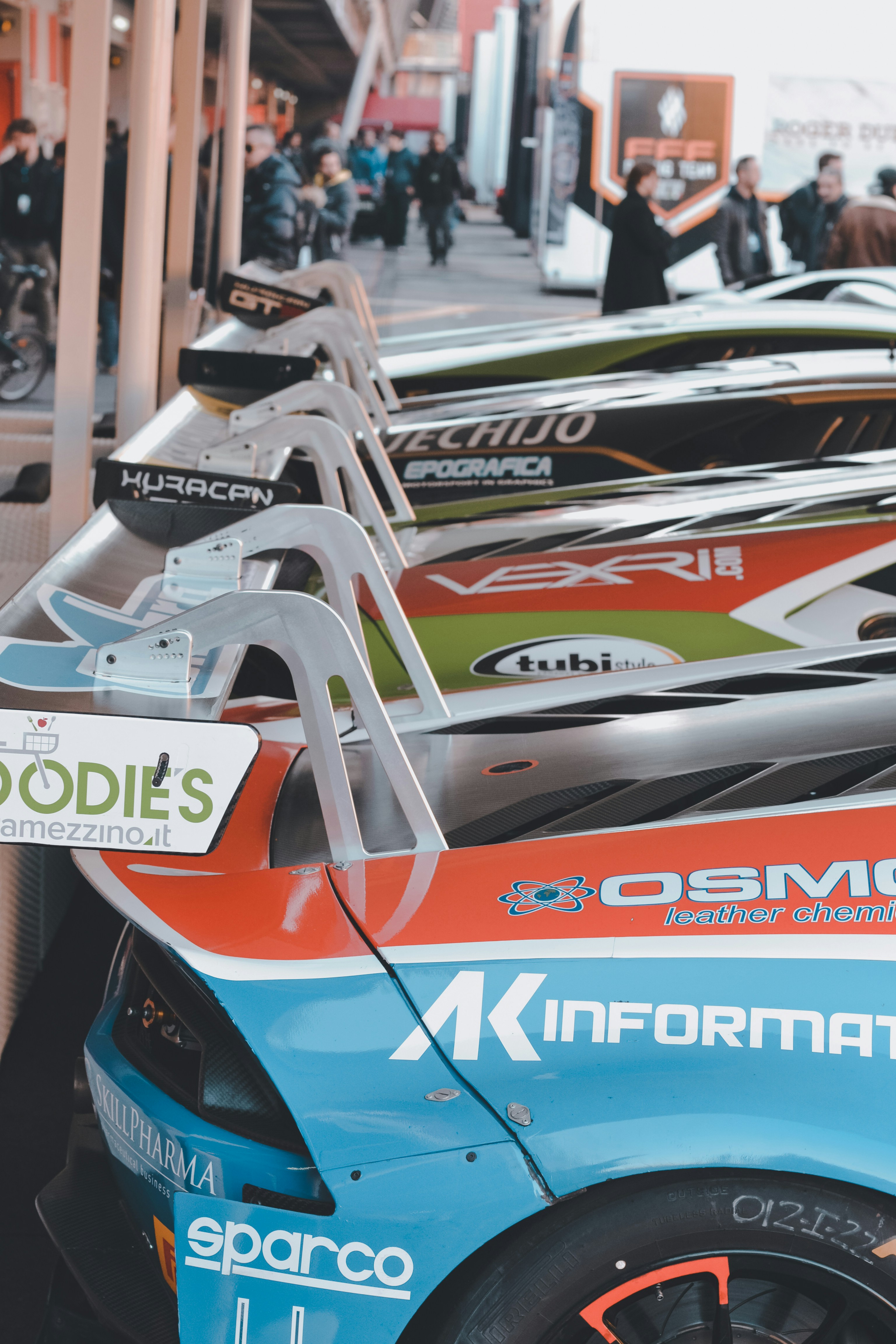 Hull Lineup at the Expo: Neon Hydroplanes on Display