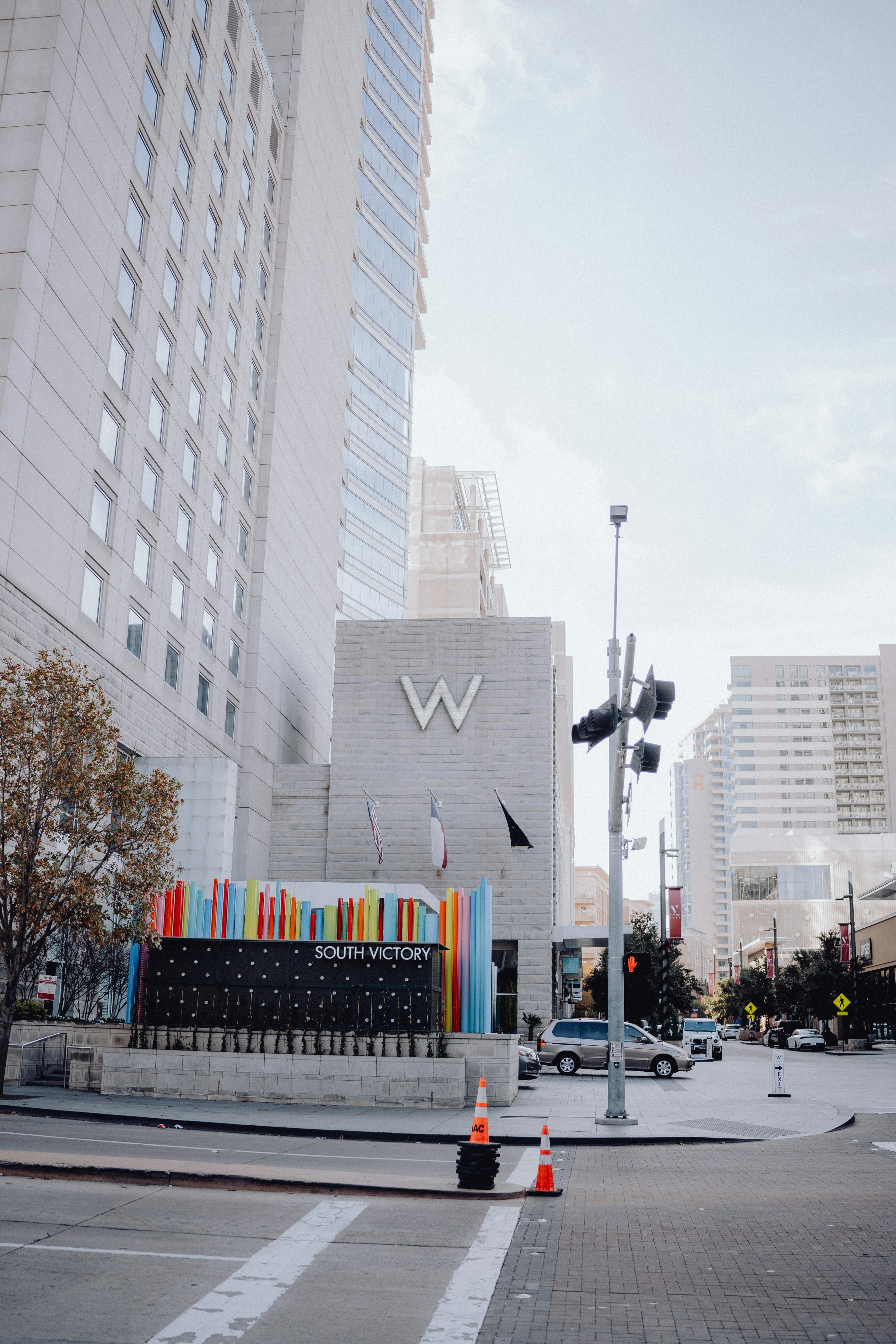 City Block Gallery: The W Grand Welcome