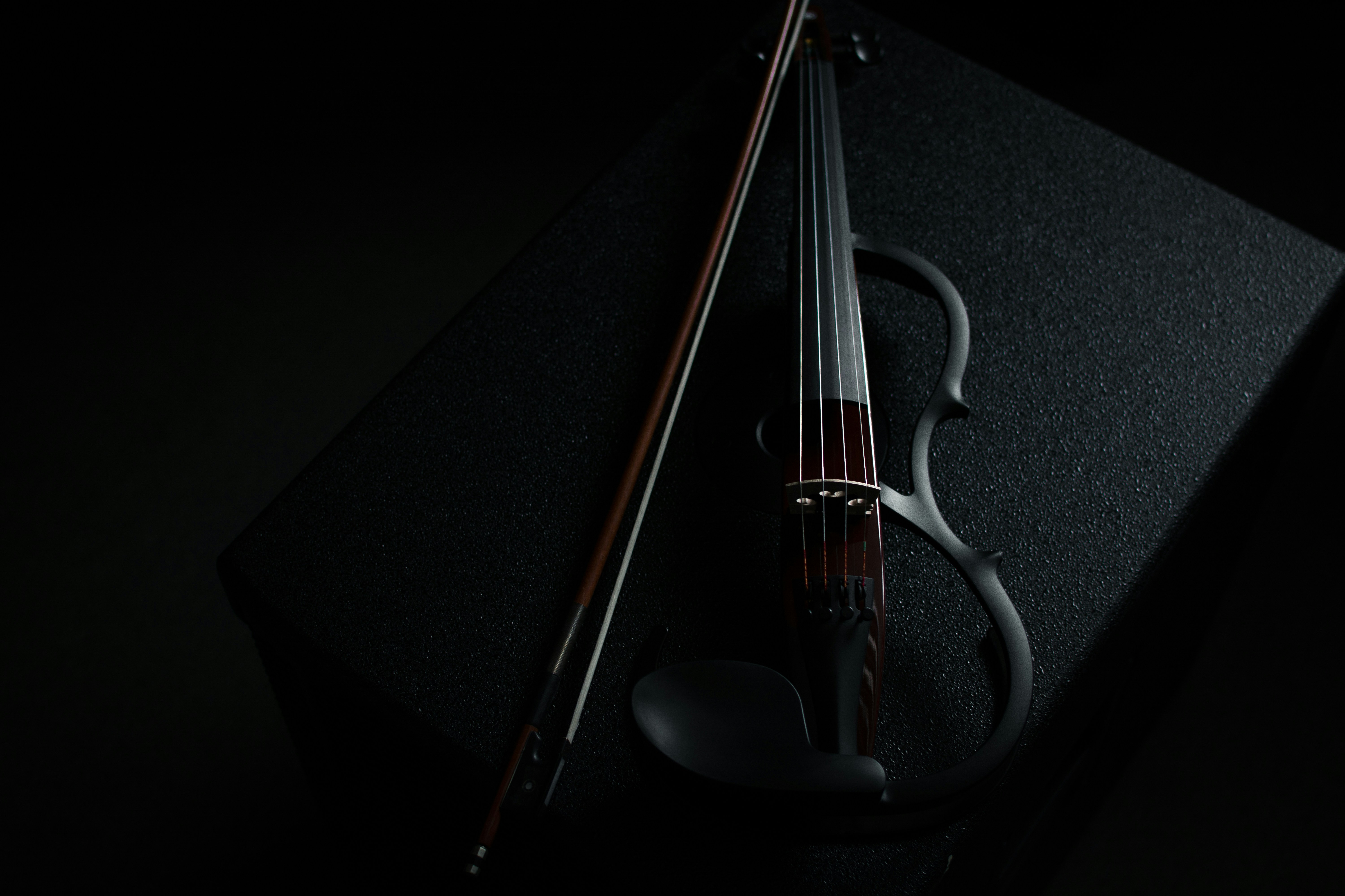 Black Violin Wallpaper