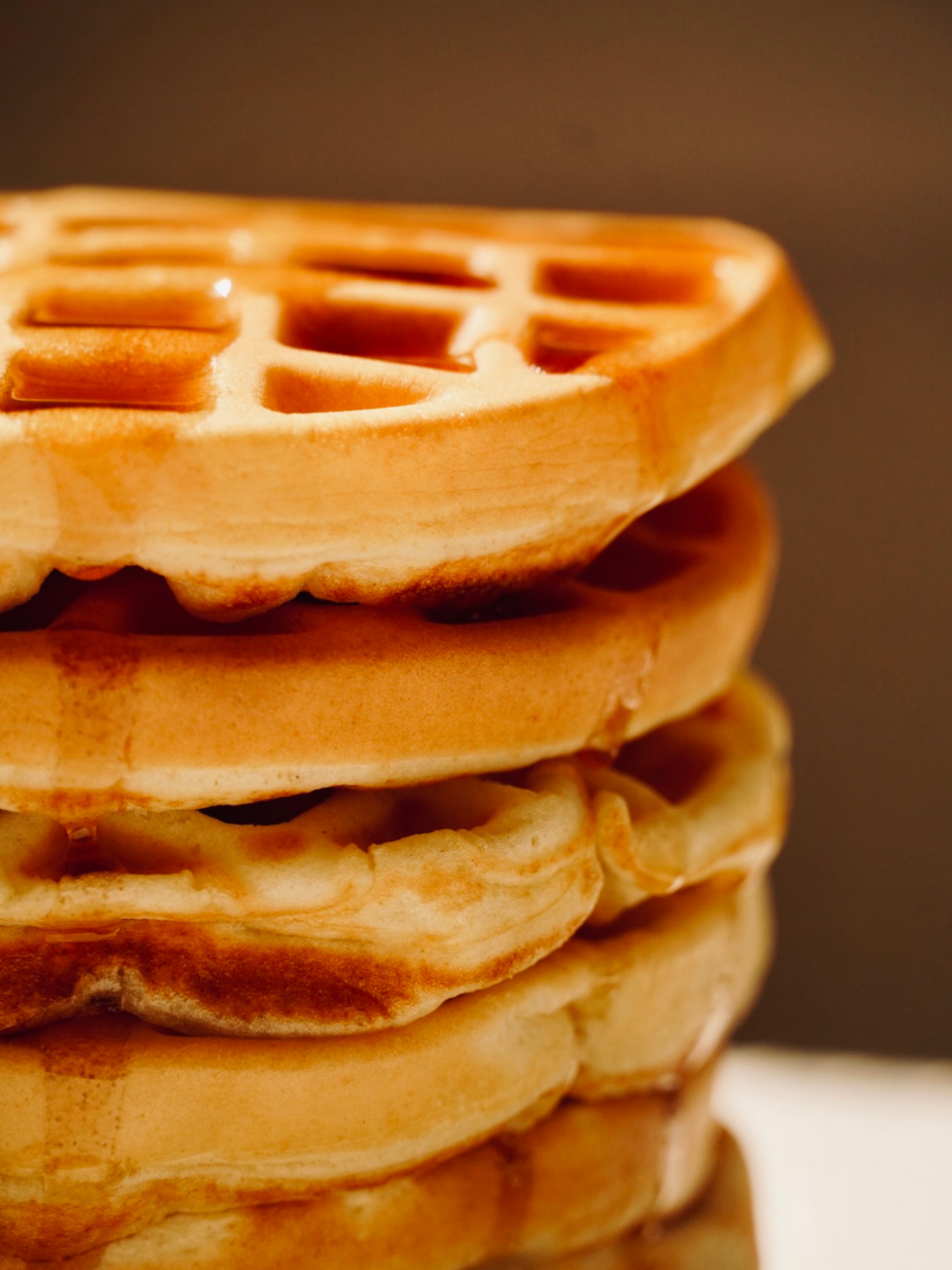 A stack of waffles sitting on top of each other photo – Free Ladera ...