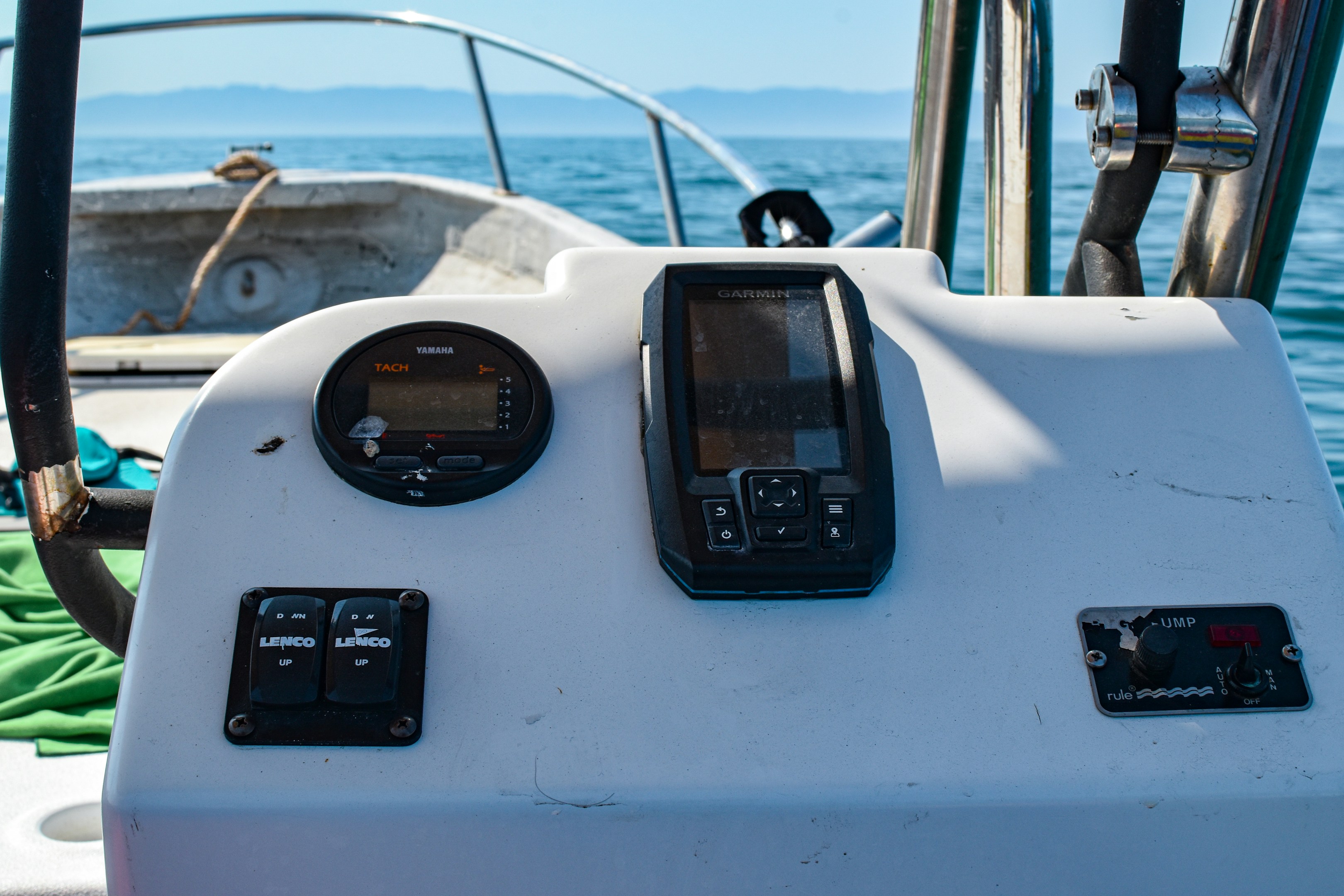 A close up of a cell phone on a boat photo – Free Boat Image on Unsplash
