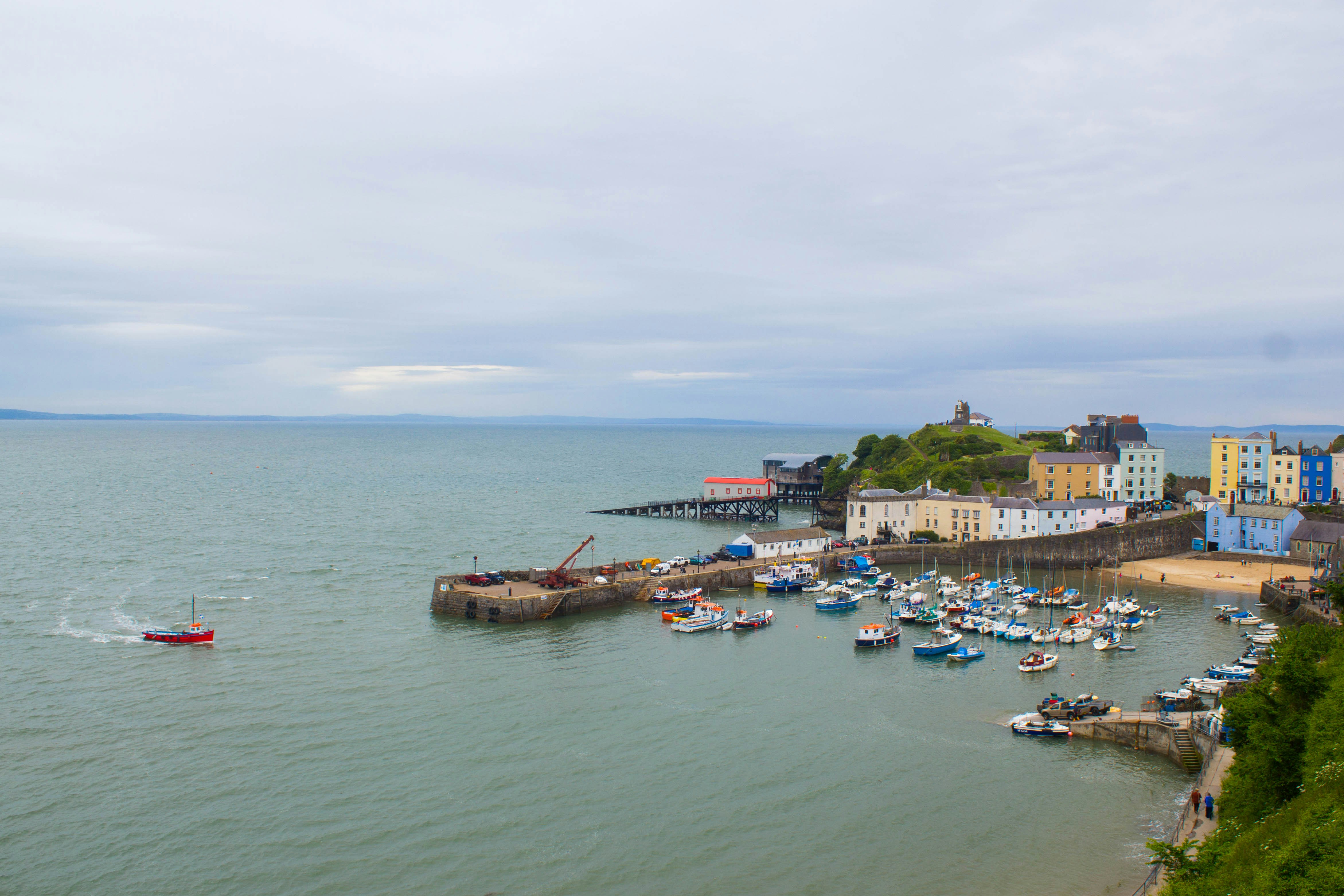 Harbor Gramercy: A Coastal Village Dotted with Colorful Dwellings