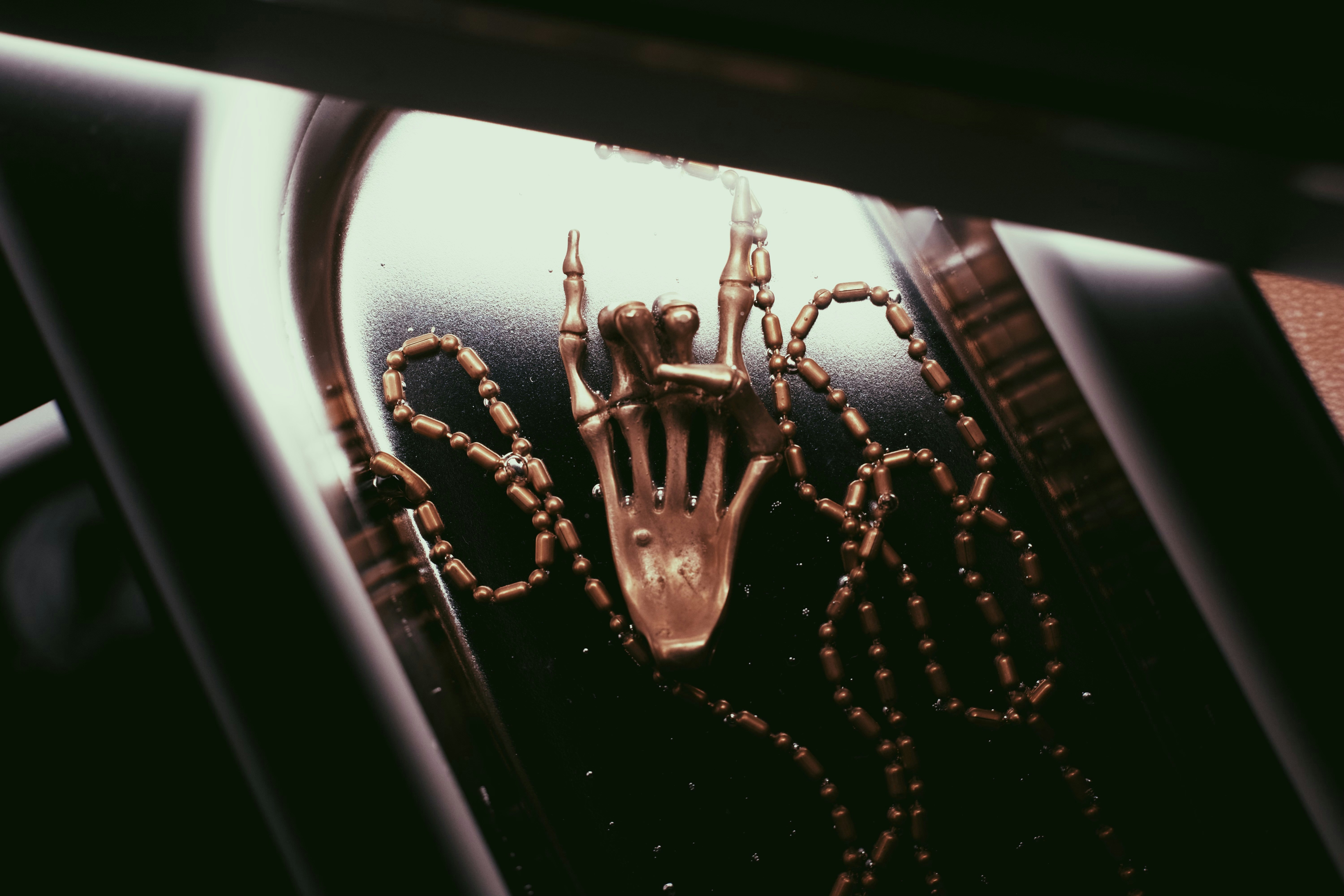 a picture of a clock with a hand on it
