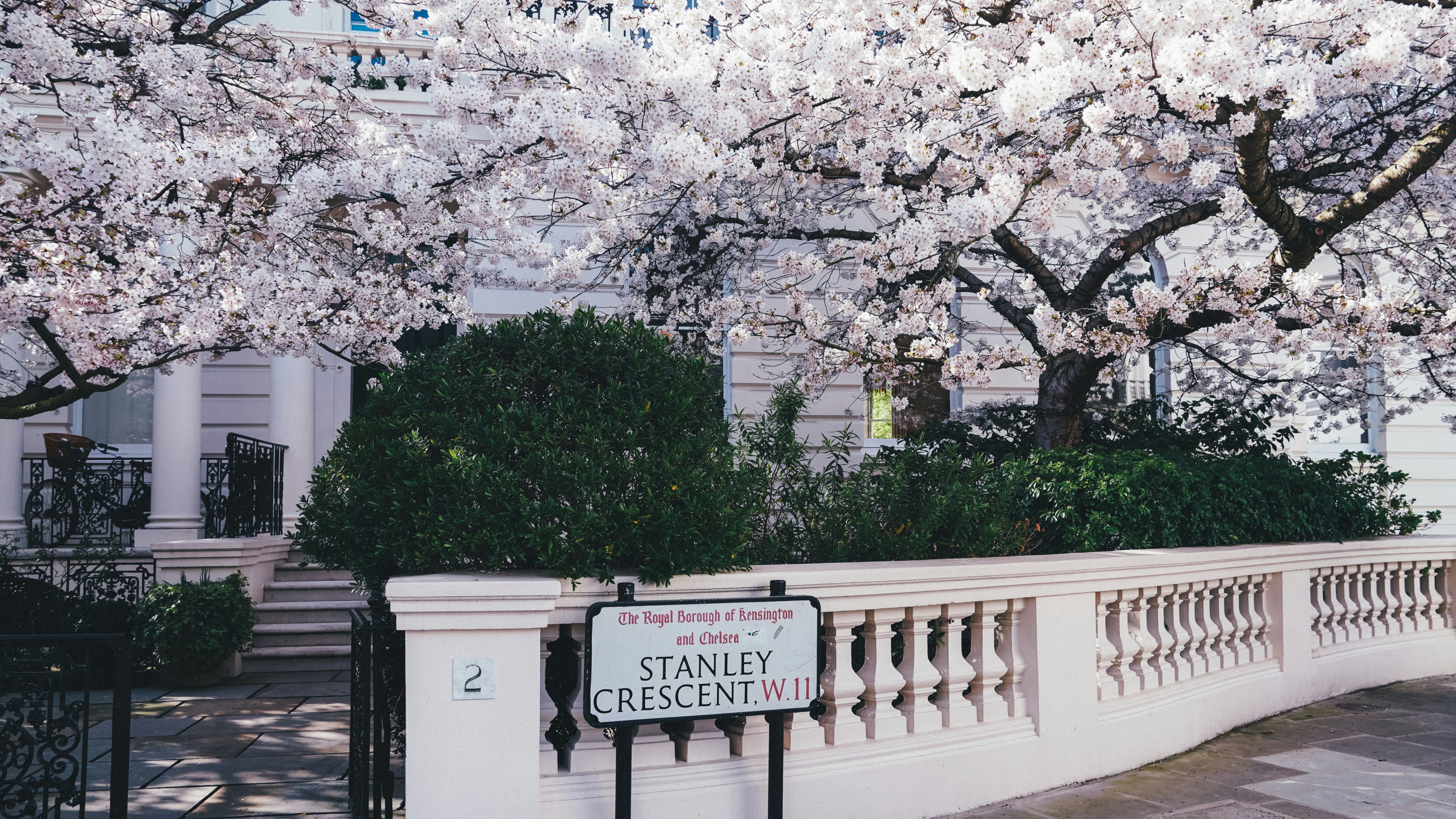 A white fence with a sign that says stanley crescent photo – Free Grey ...
