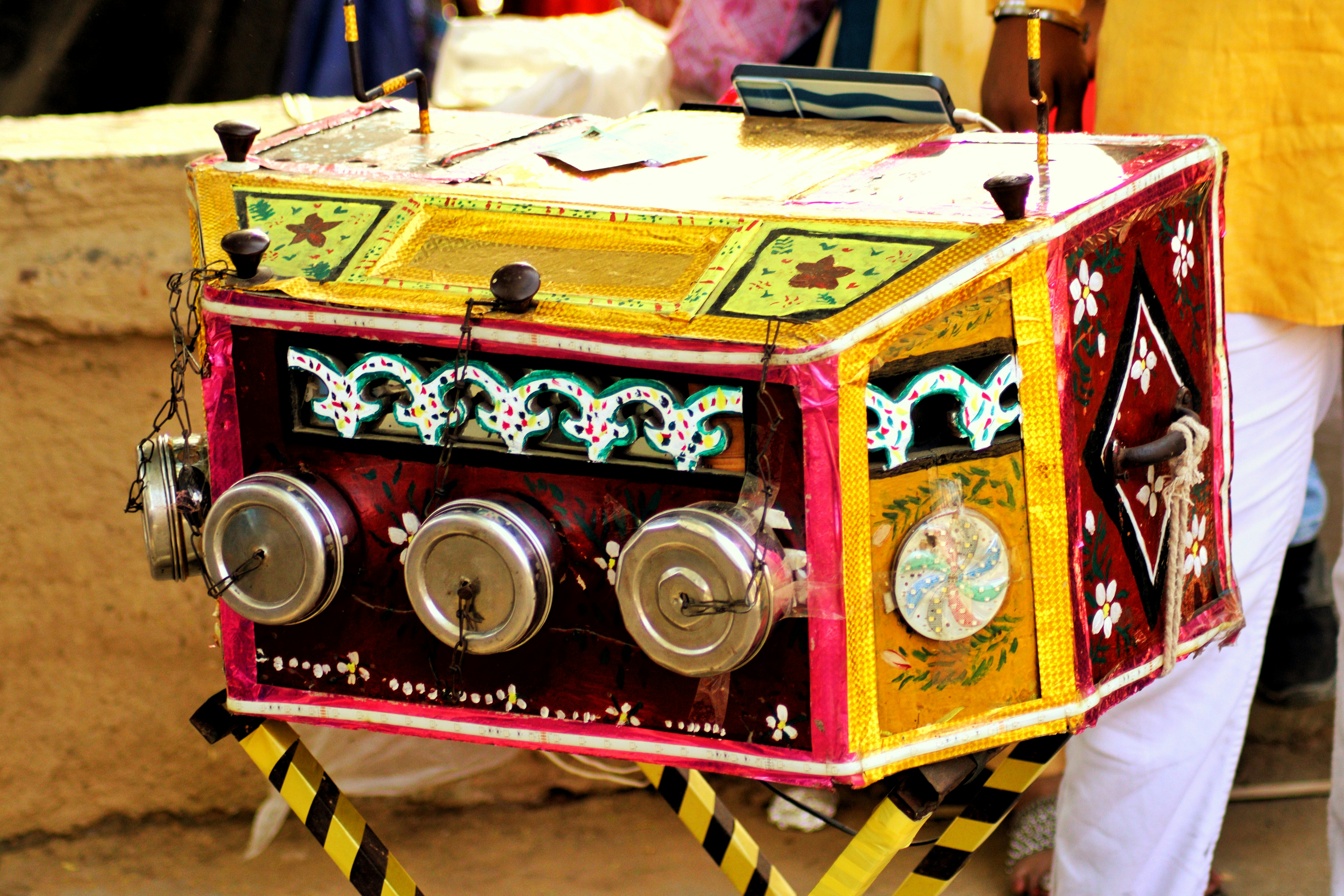 Jaipur Street Carnival Chest: A Jewel-Toned, Dial-Front Mechanical Box