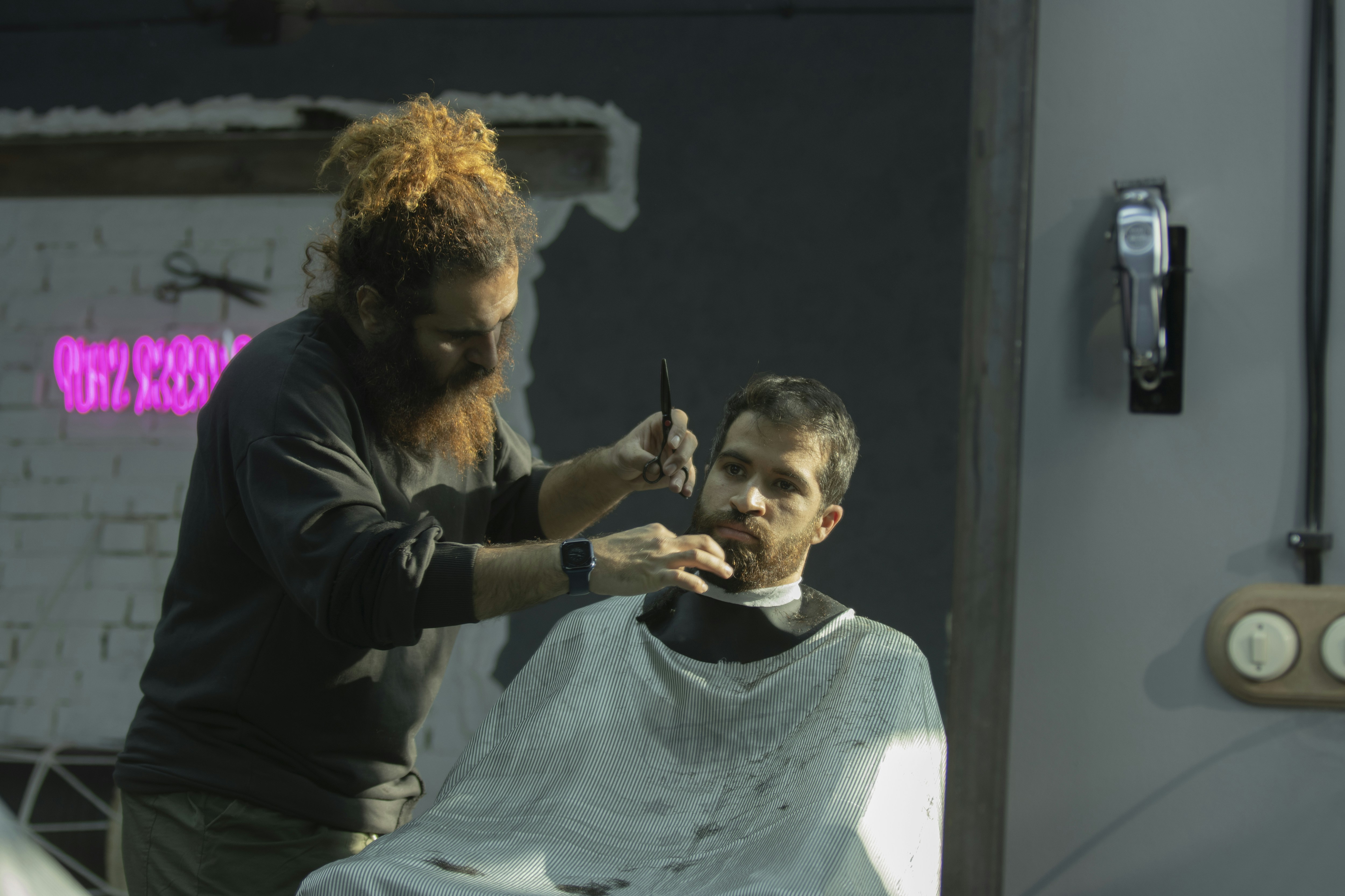 Precision Grooming in a Modern Studio
