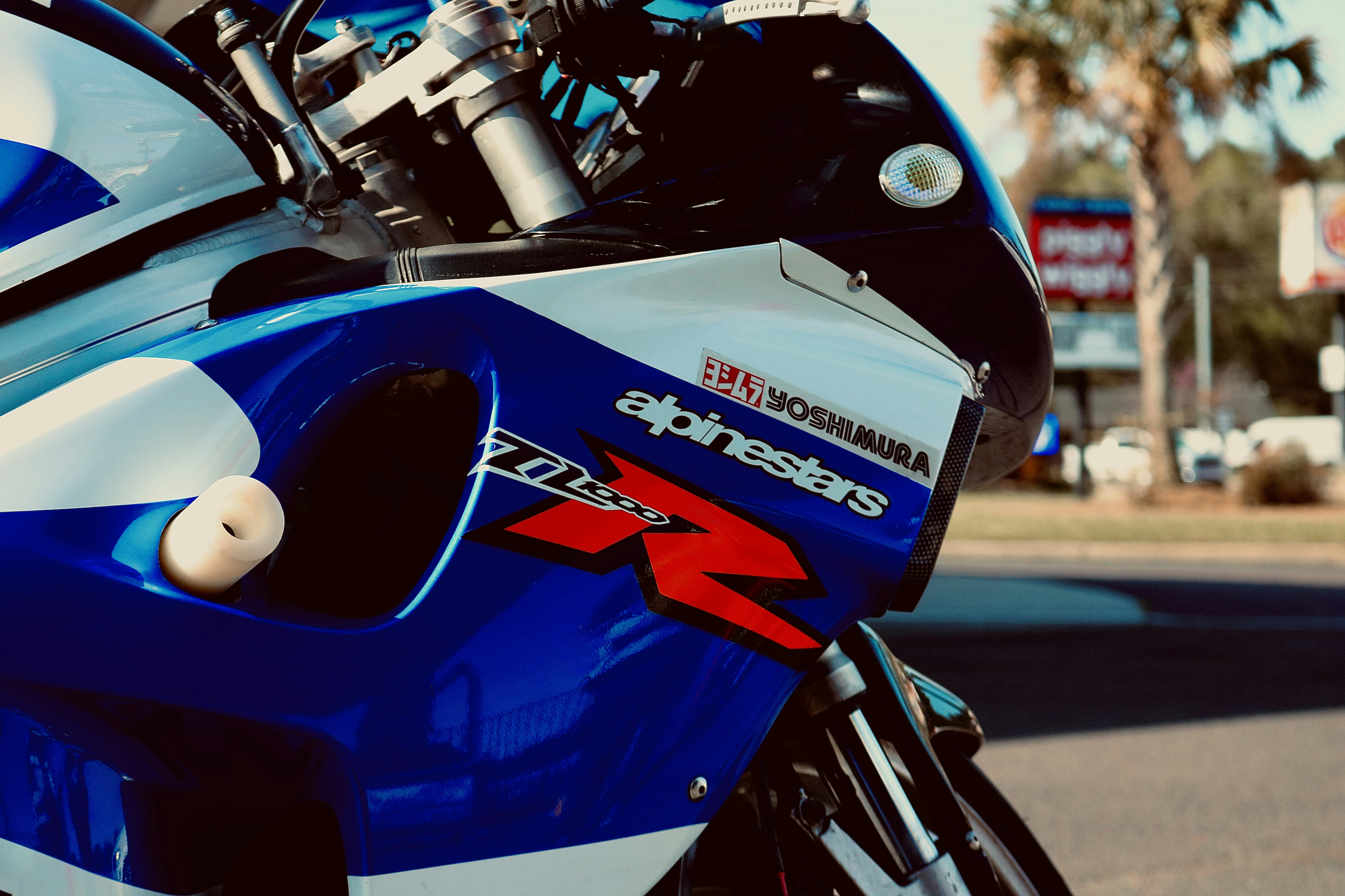 RS Decal in Focus: a close-up of a blue sportbike fairing