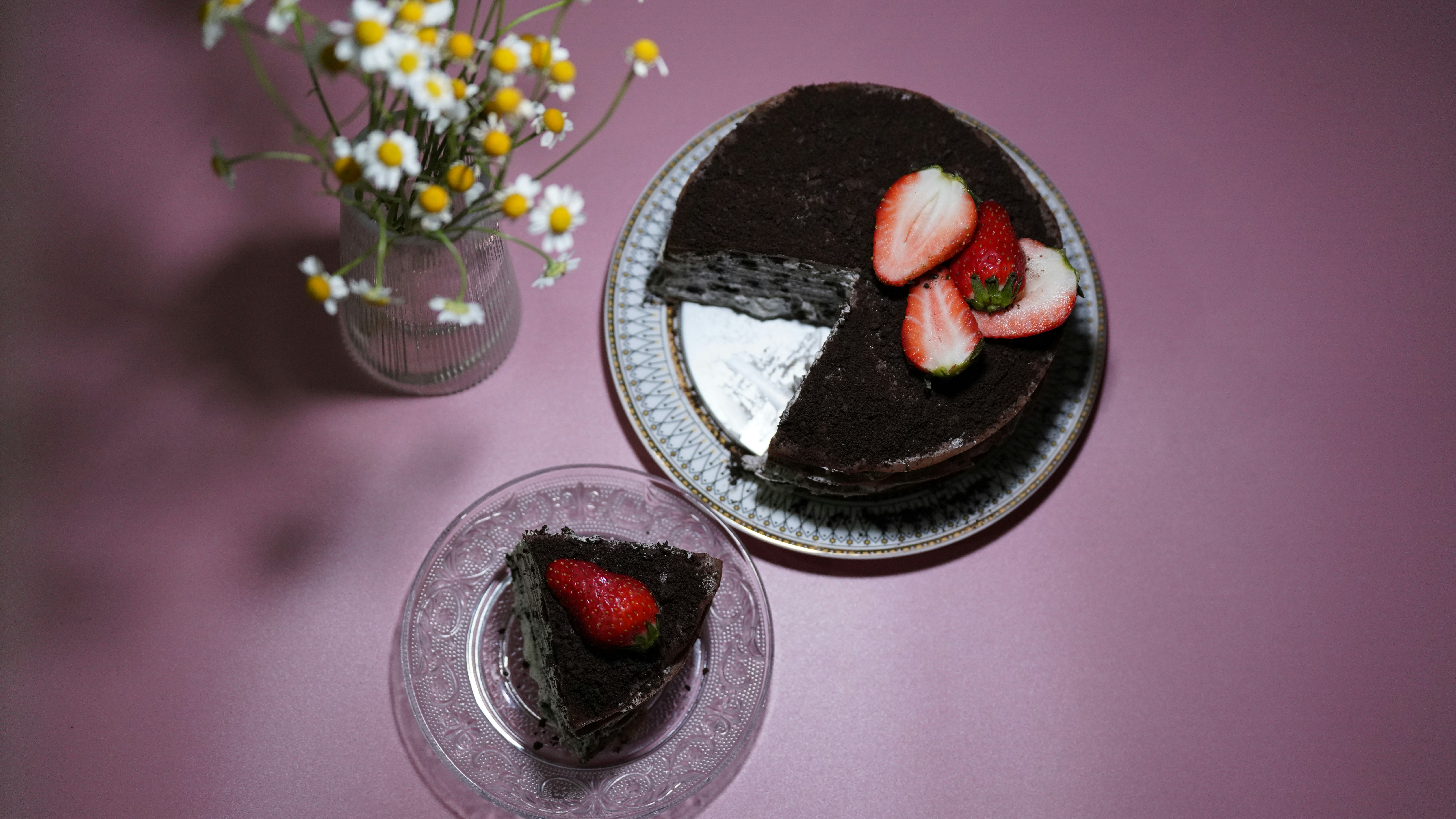 Daisy-Framed Pink Still Life: Chocolate Cake Slice with Strawberries