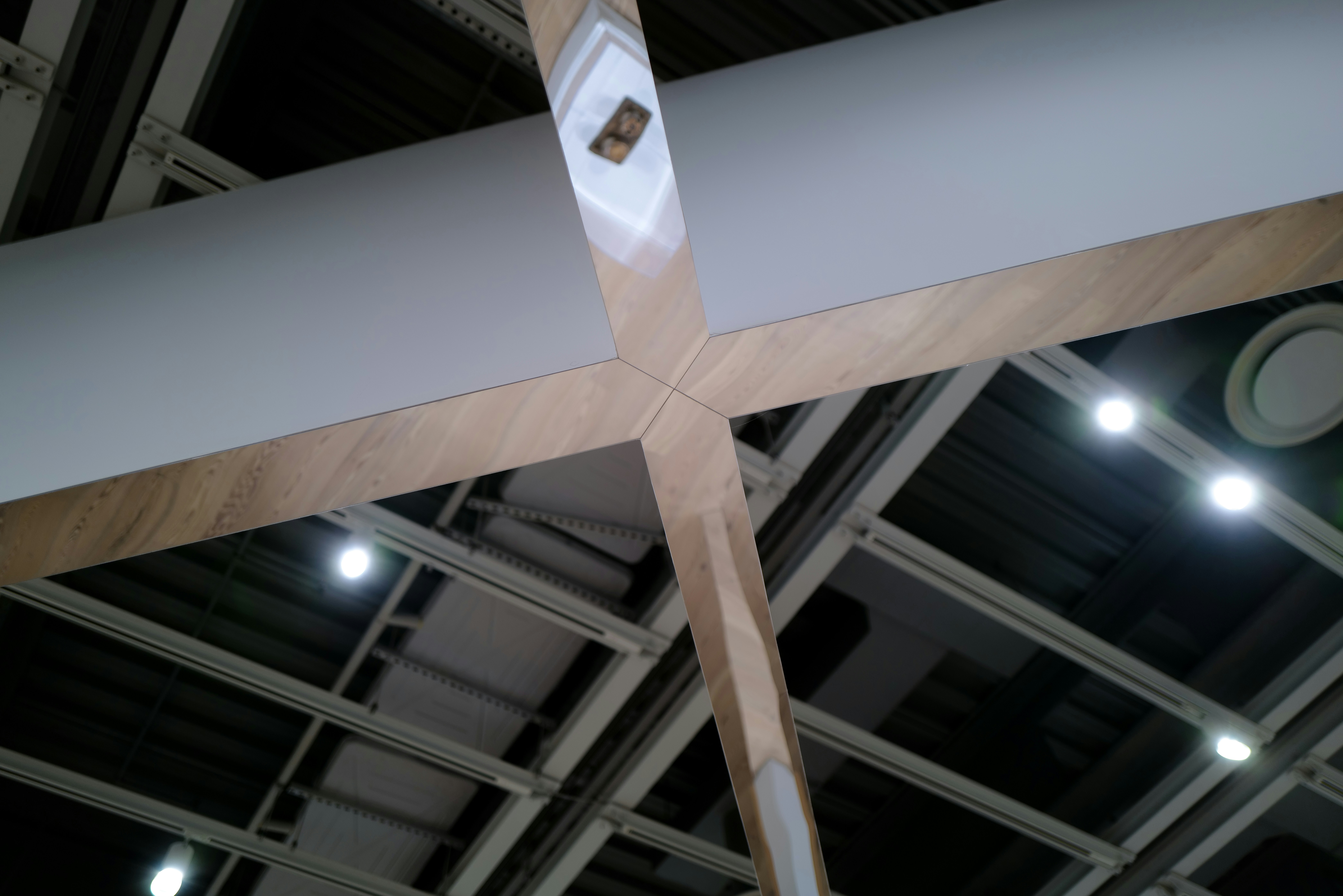 Fake Beams Roblox Pictures | Download Free Images on Unsplash