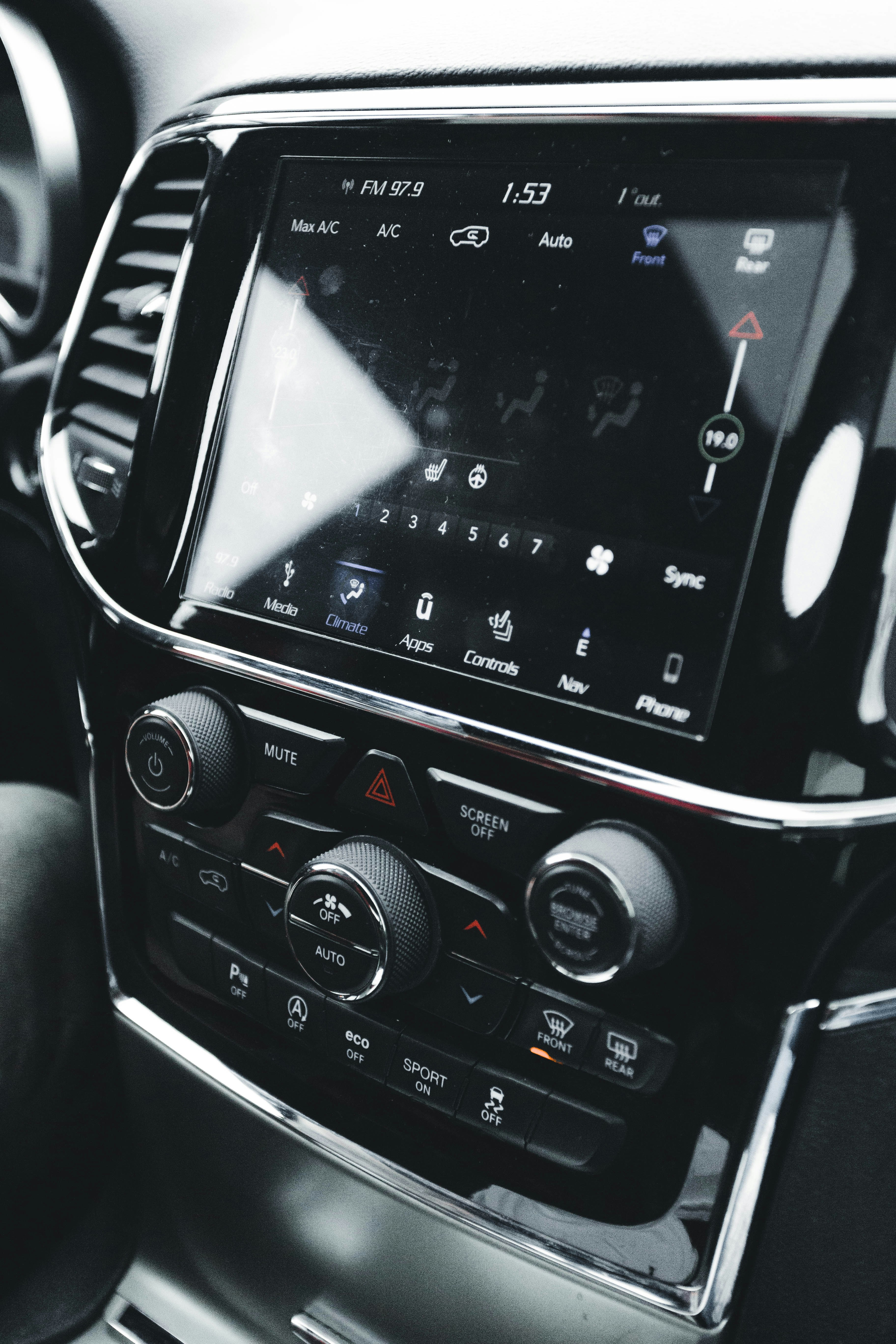 A close up of a radio in a car photo – Free Black Image on Unsplash