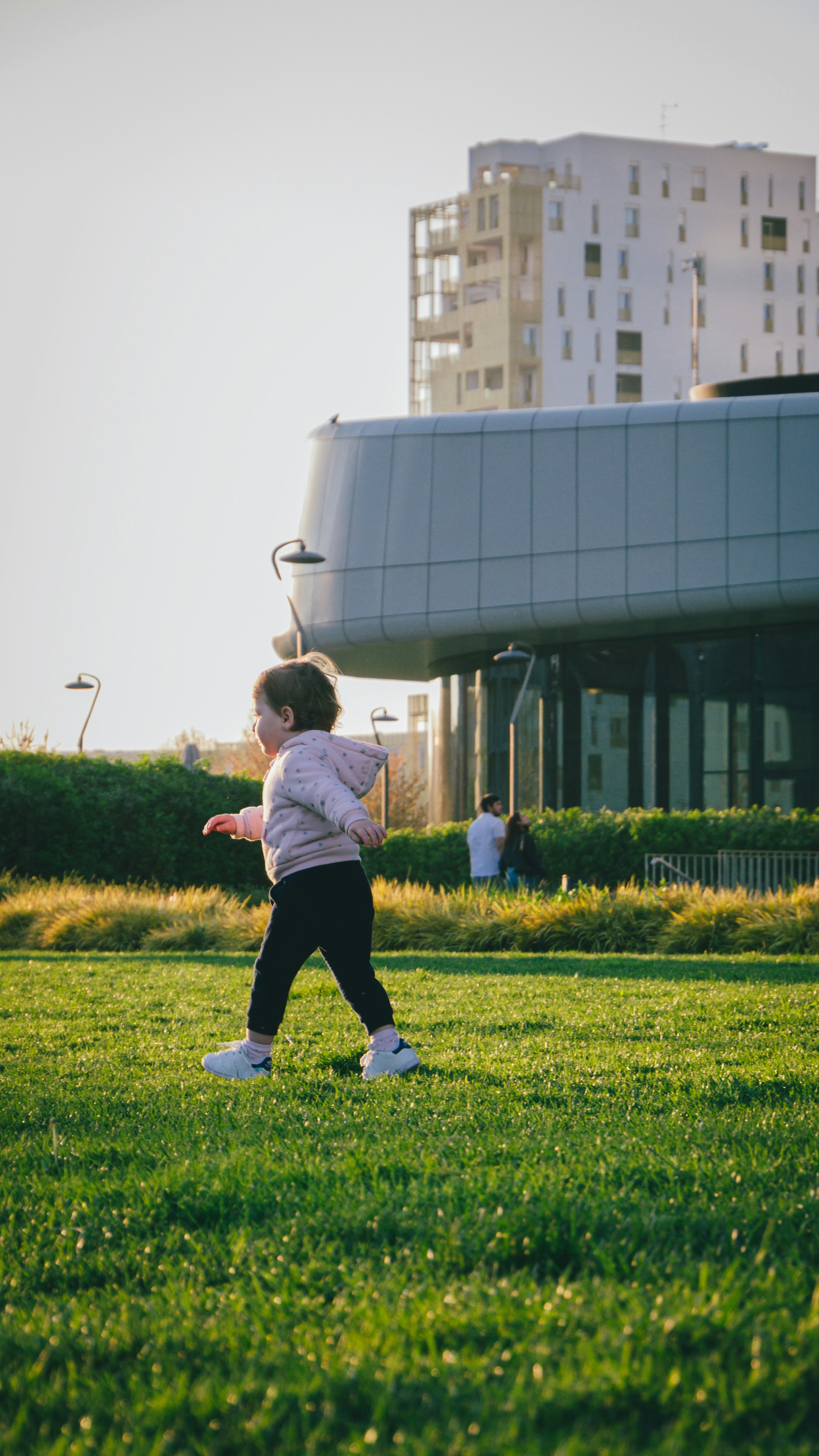 Tiny Runner, Big Horizon: Parkside Dash by Modern Architecture