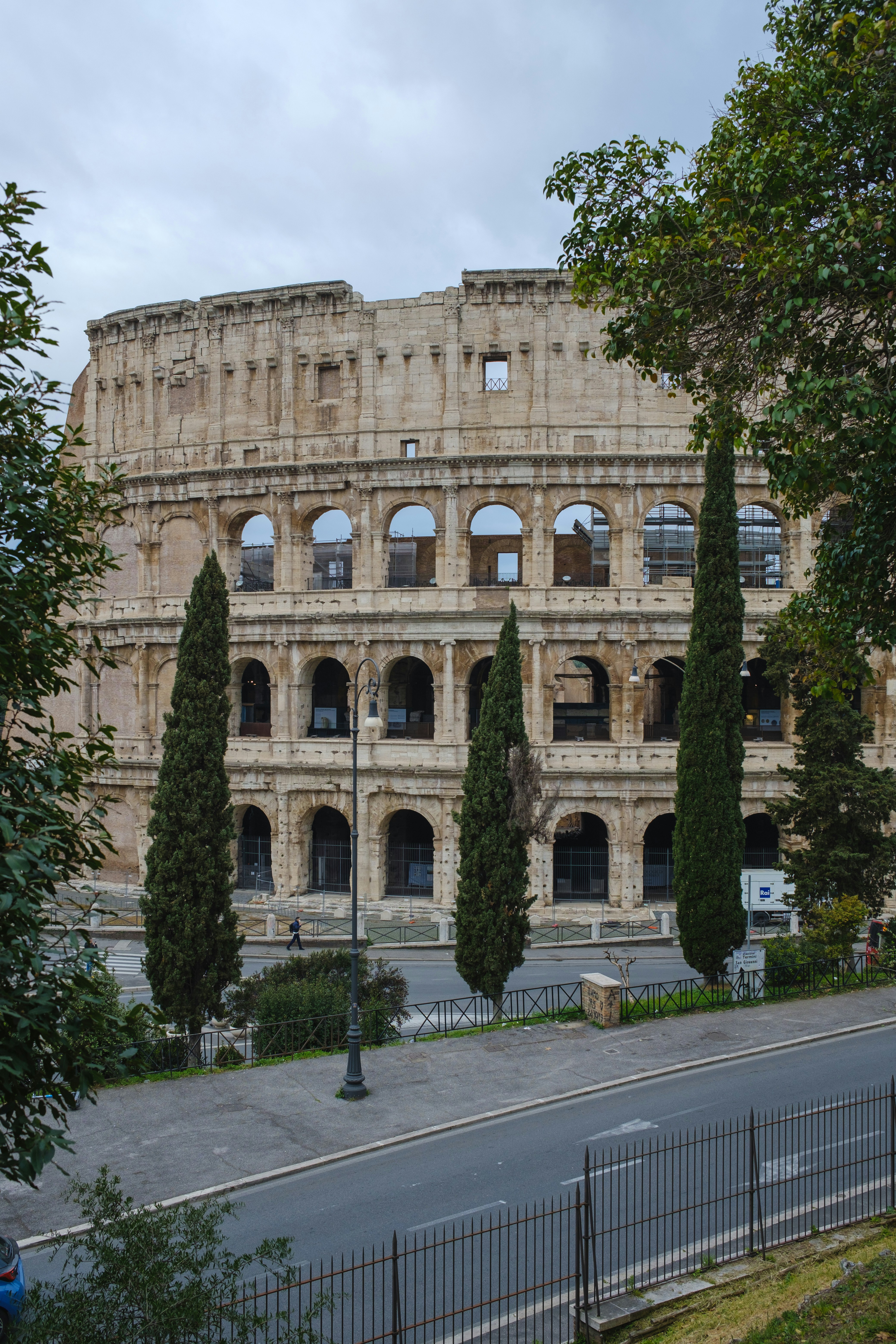 A very old building with a lot of windows photo – Free Italy Image on ...