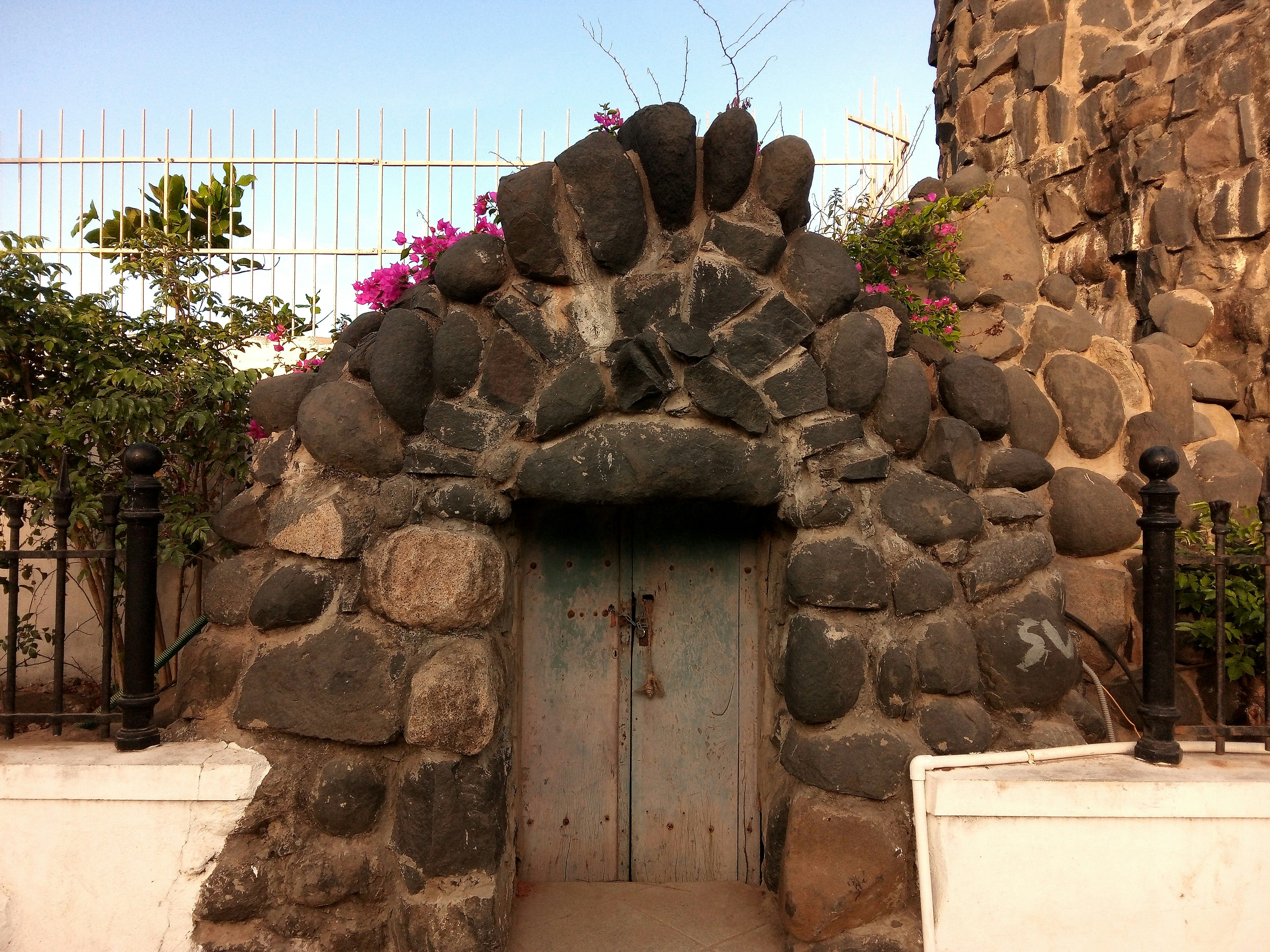 Stone Archway Gate of Twilight Blossoms