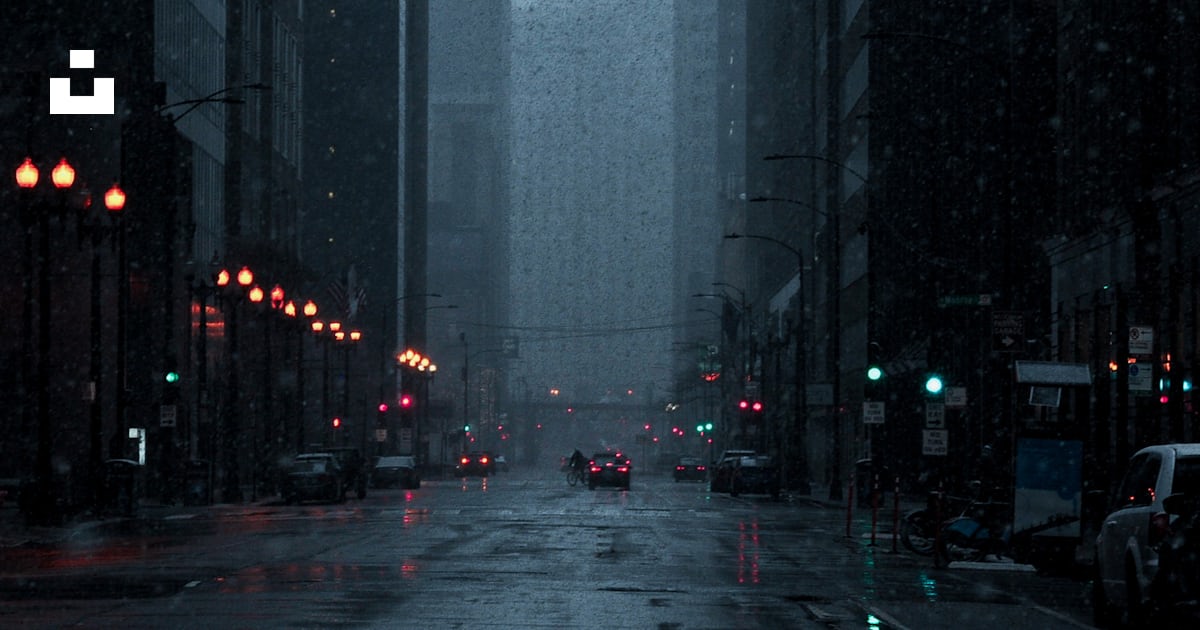 雨の中の夜の街並みの写真 Unsplashの無料雪写真