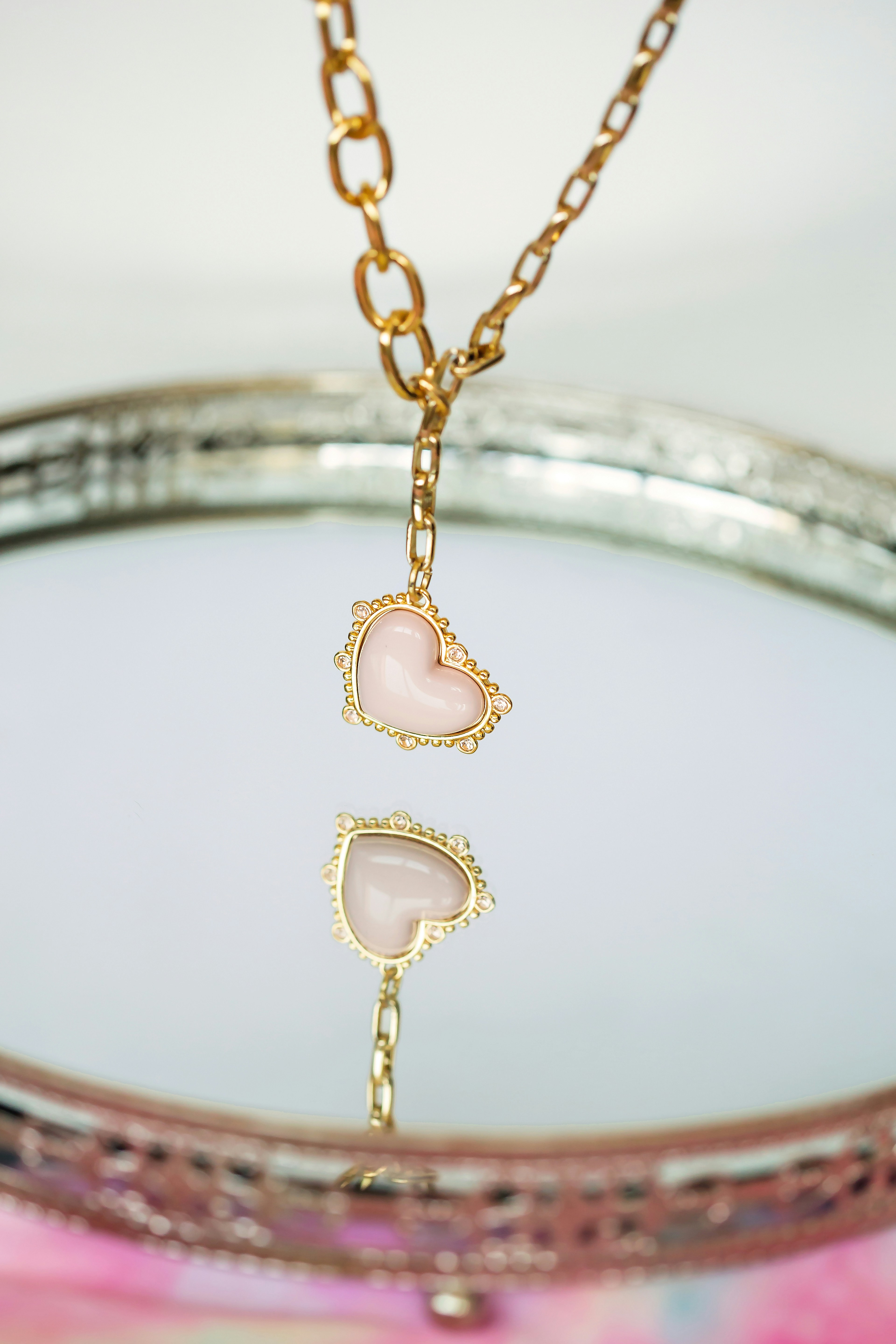 Colar Pictures | Download Free Images on Unsplash