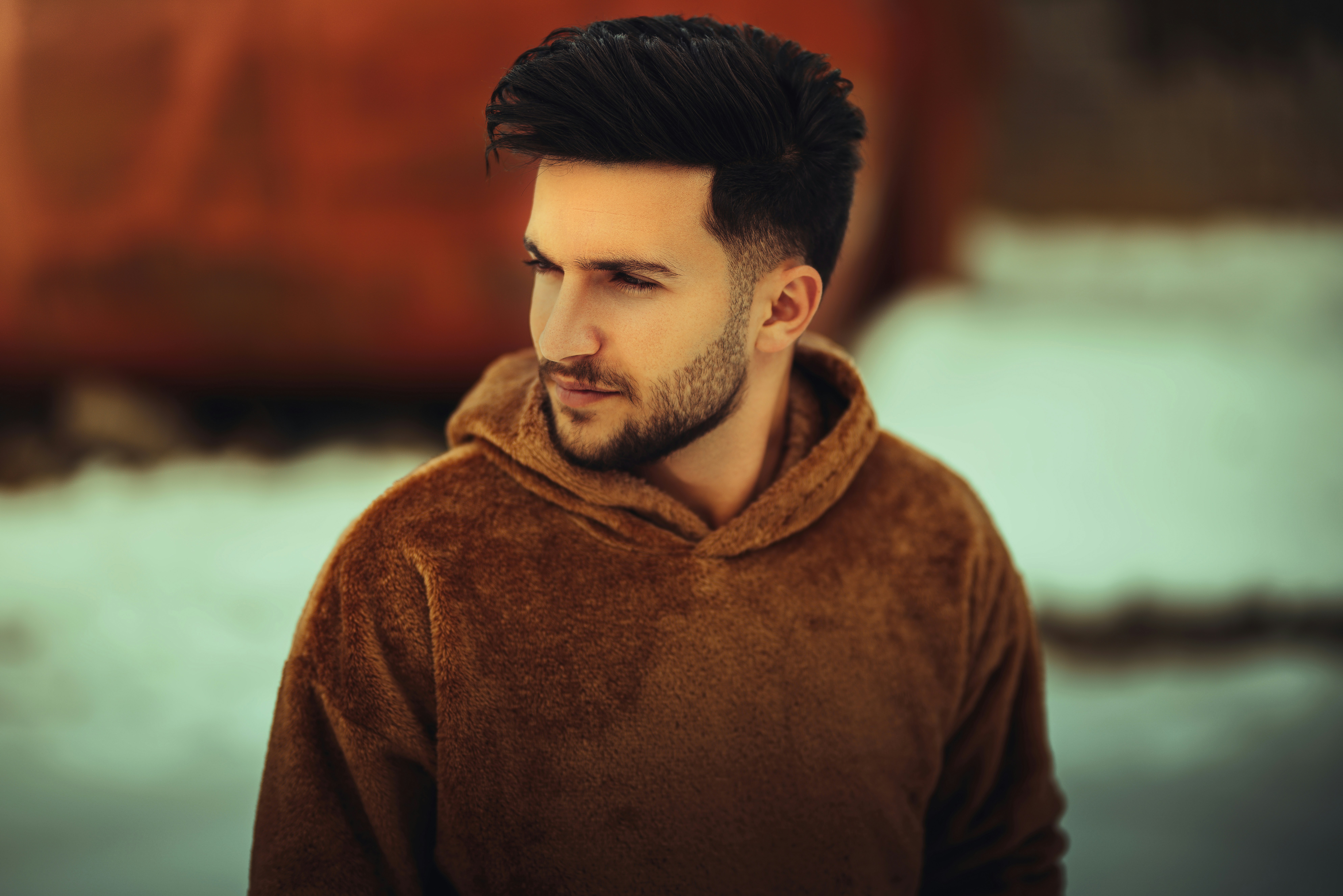 A man with a goatee wearing a brown hoodie photo – Free Mahabad Image ...