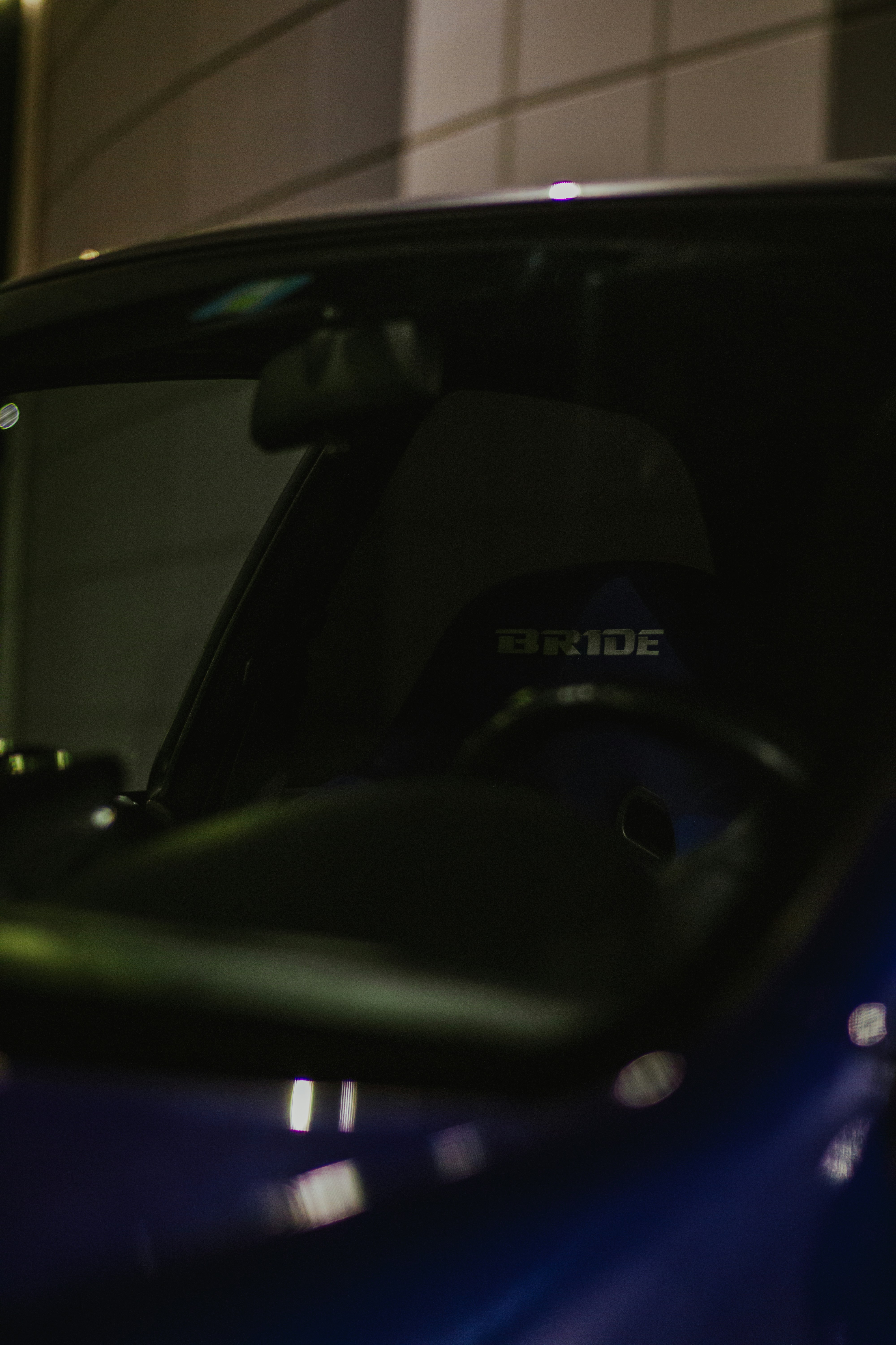 Un gros plan du capot d’une voiture photo – Photo Tradate Gratuite sur ...