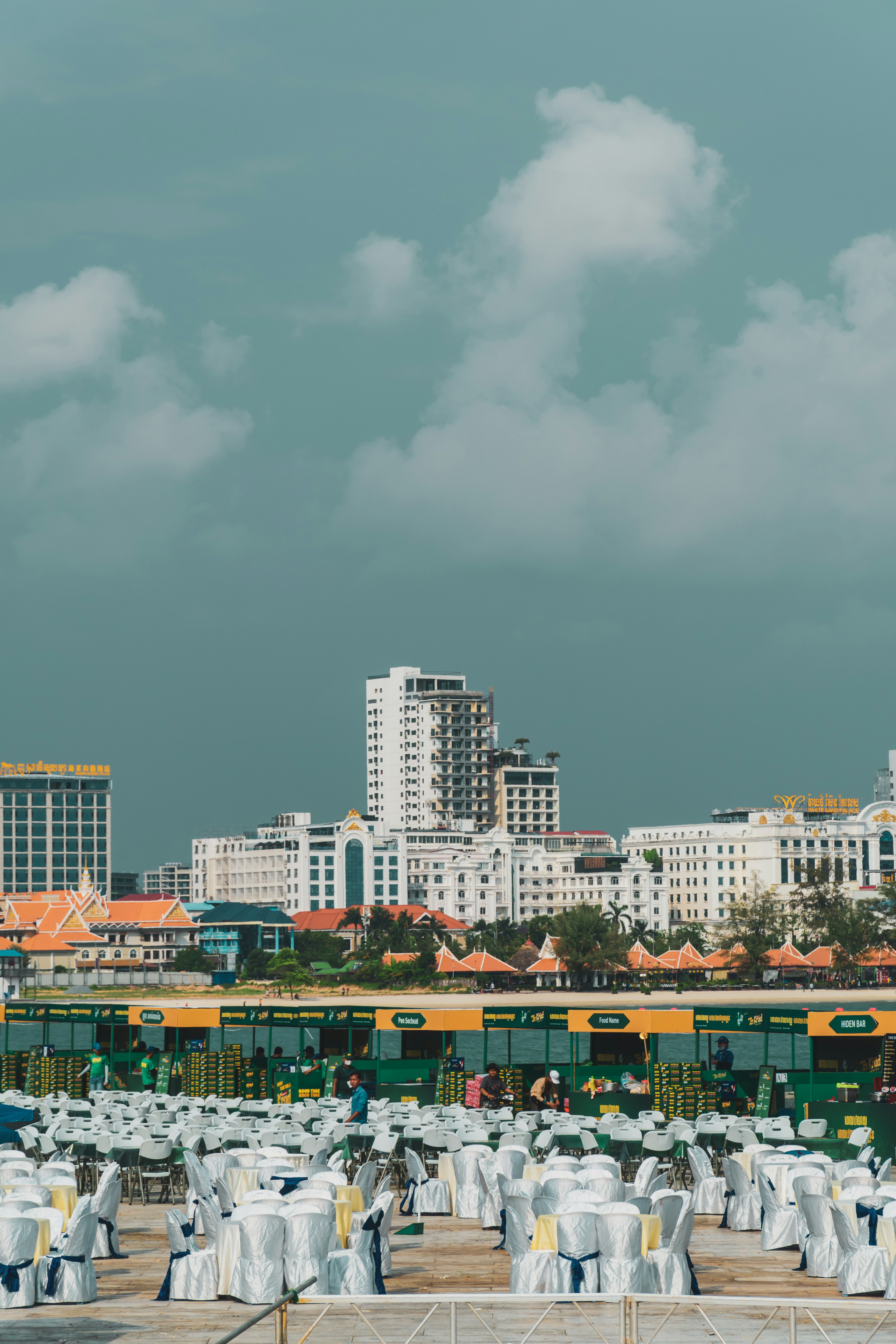 A bunch of tables that are set up for a wedding photo – Free Cambodia ...