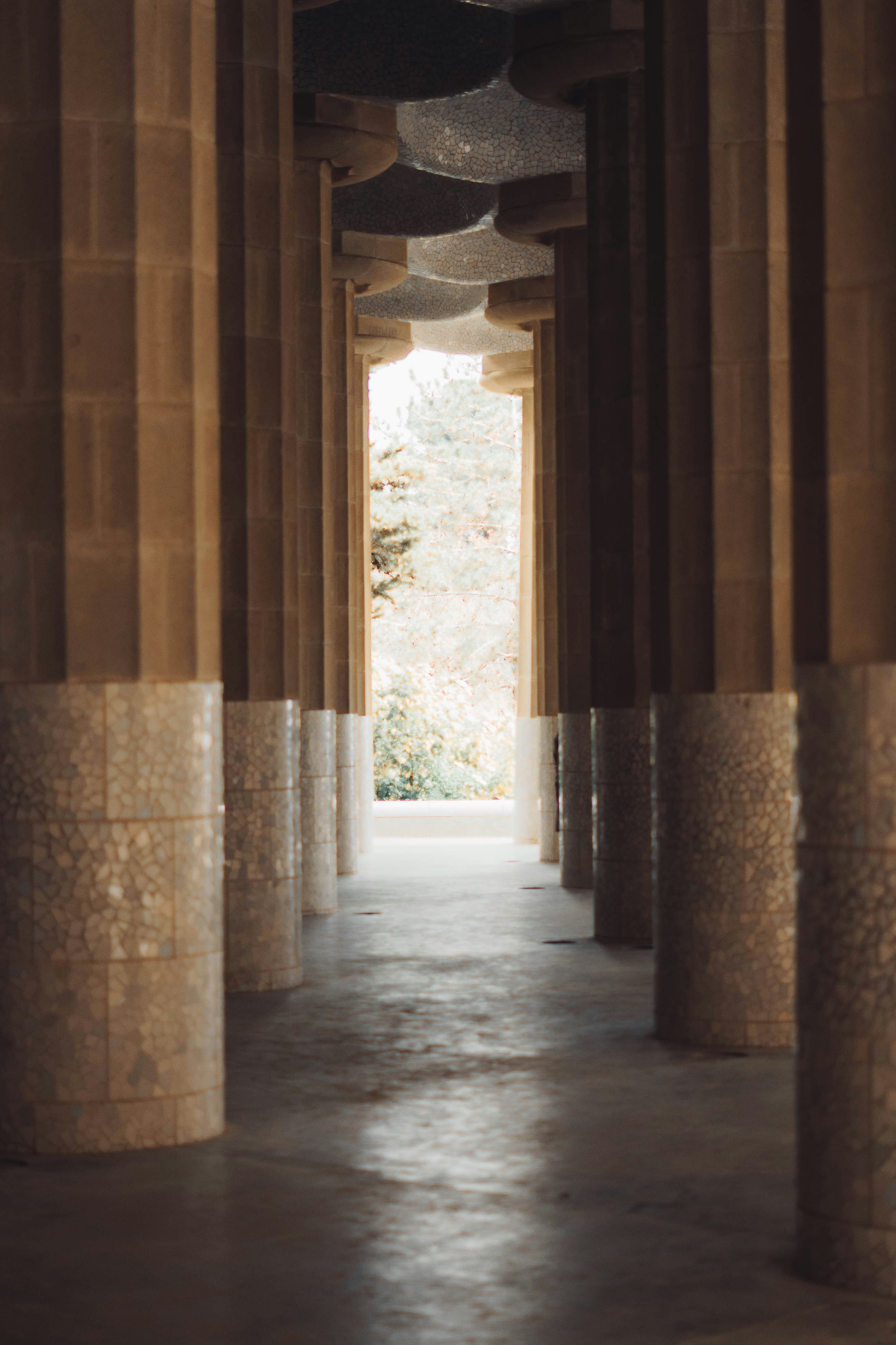 A hallway with pillars photo – Free Architecture Image on Unsplash