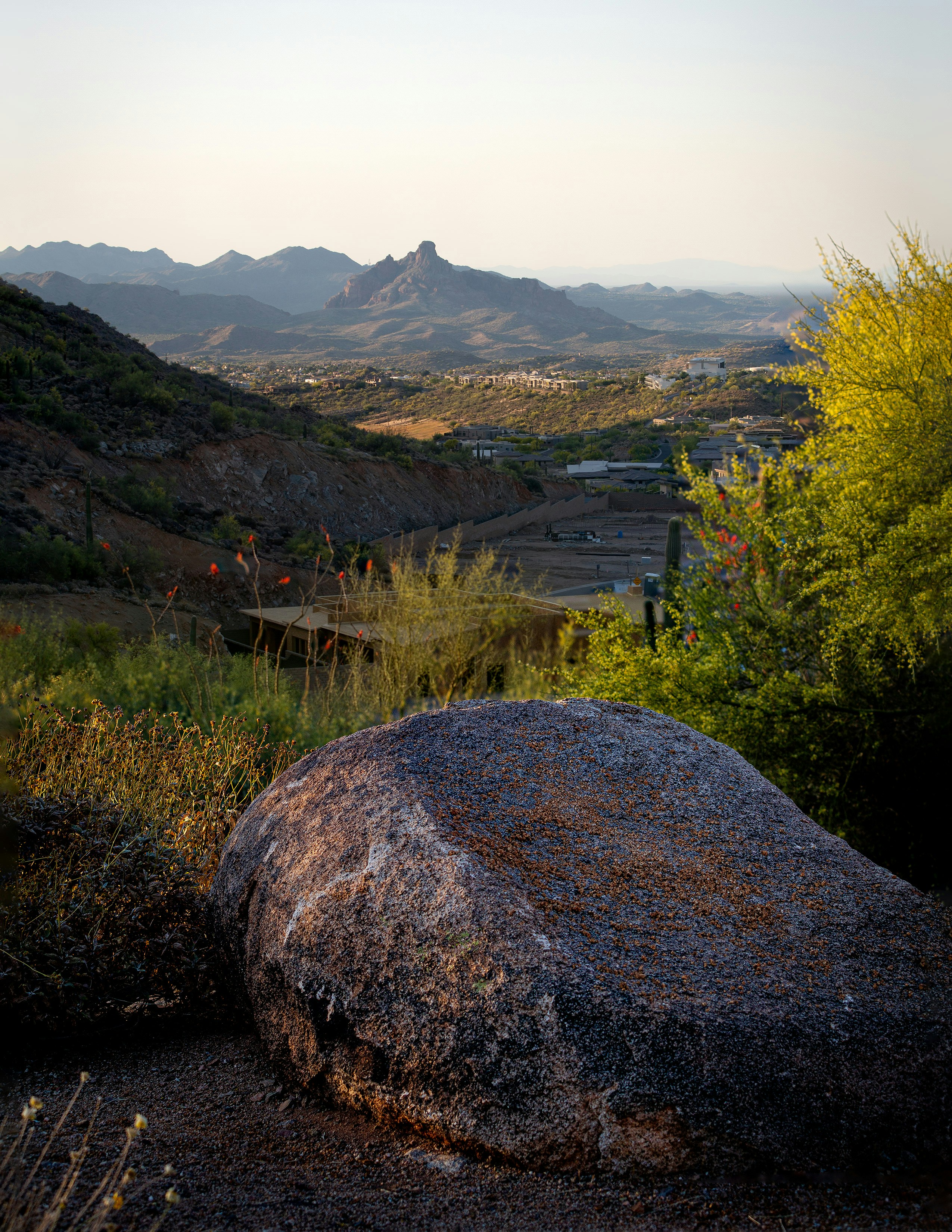 A large rock on a hill photo – Free Arizona Image on Unsplash